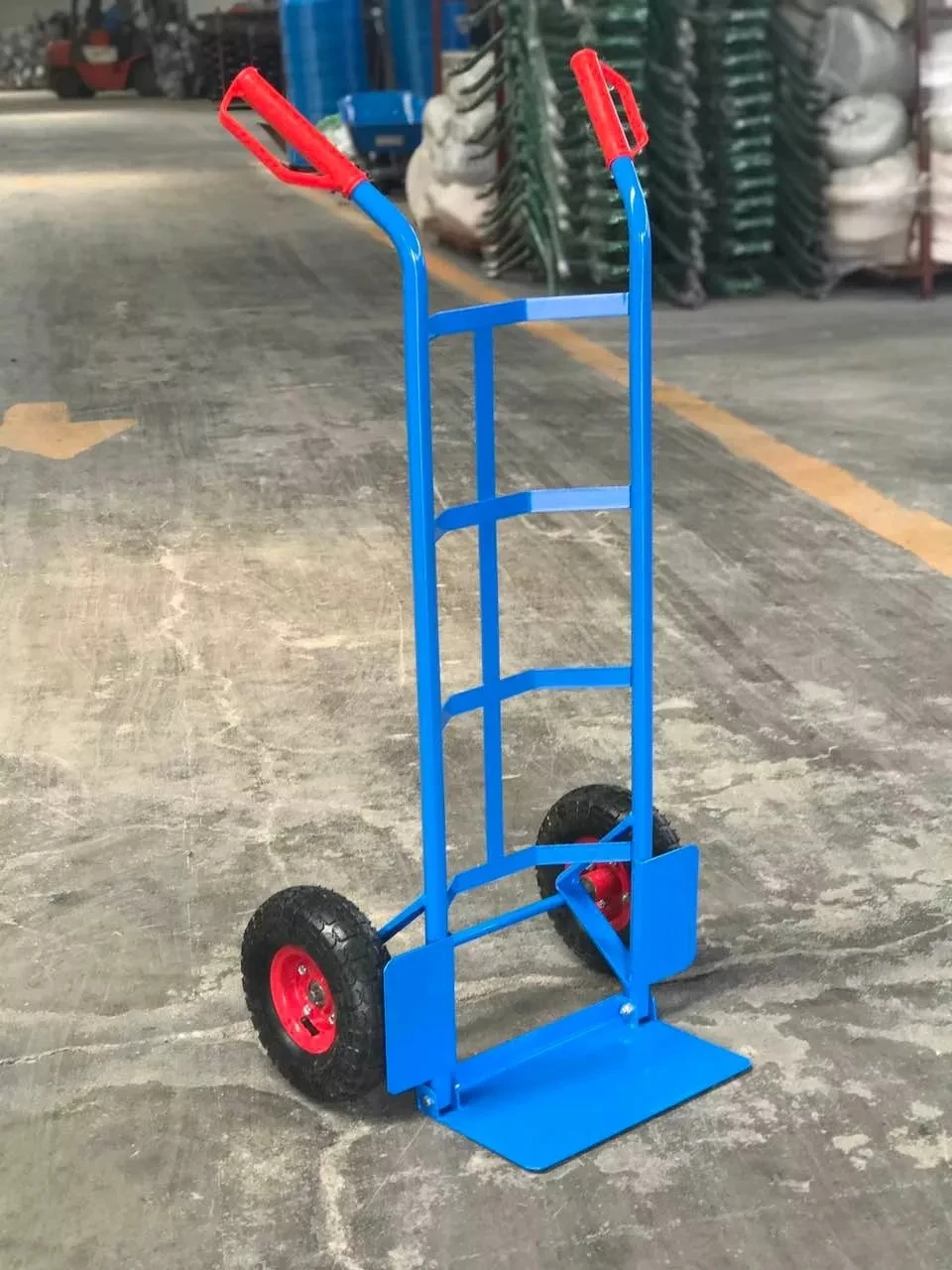 Industrial Carrying Hand Trolely With Pneumatic Tyre Red Cart Ht1830 ...