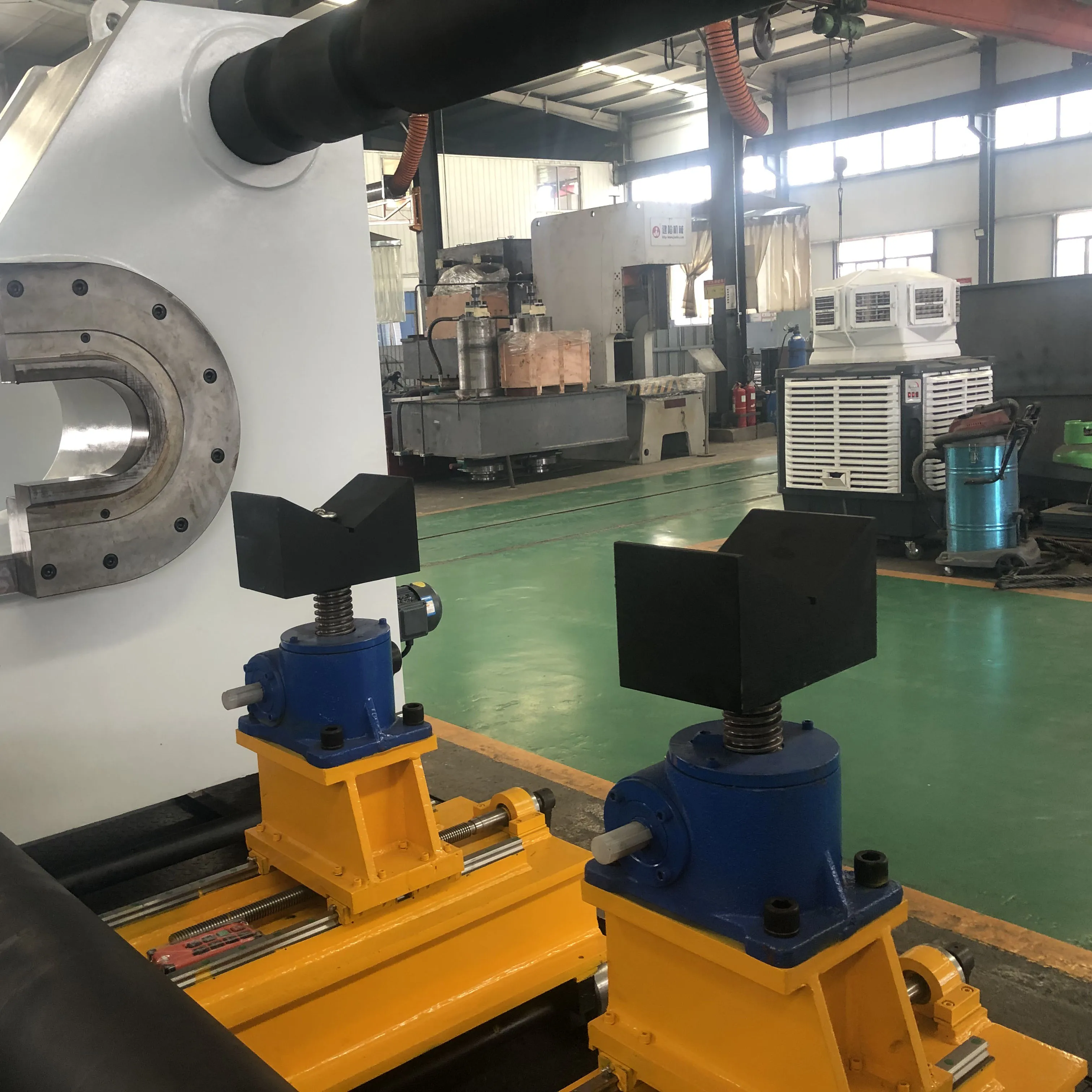 Rotary Shaft Press Shaft Horizontal Hydraulic Press Machine 315t - Buy ...