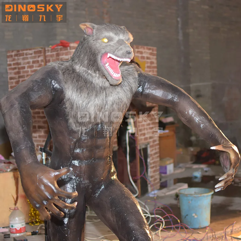 Halloween Decoration Animatronic Werewolf Model For Haunted House - Buy ...