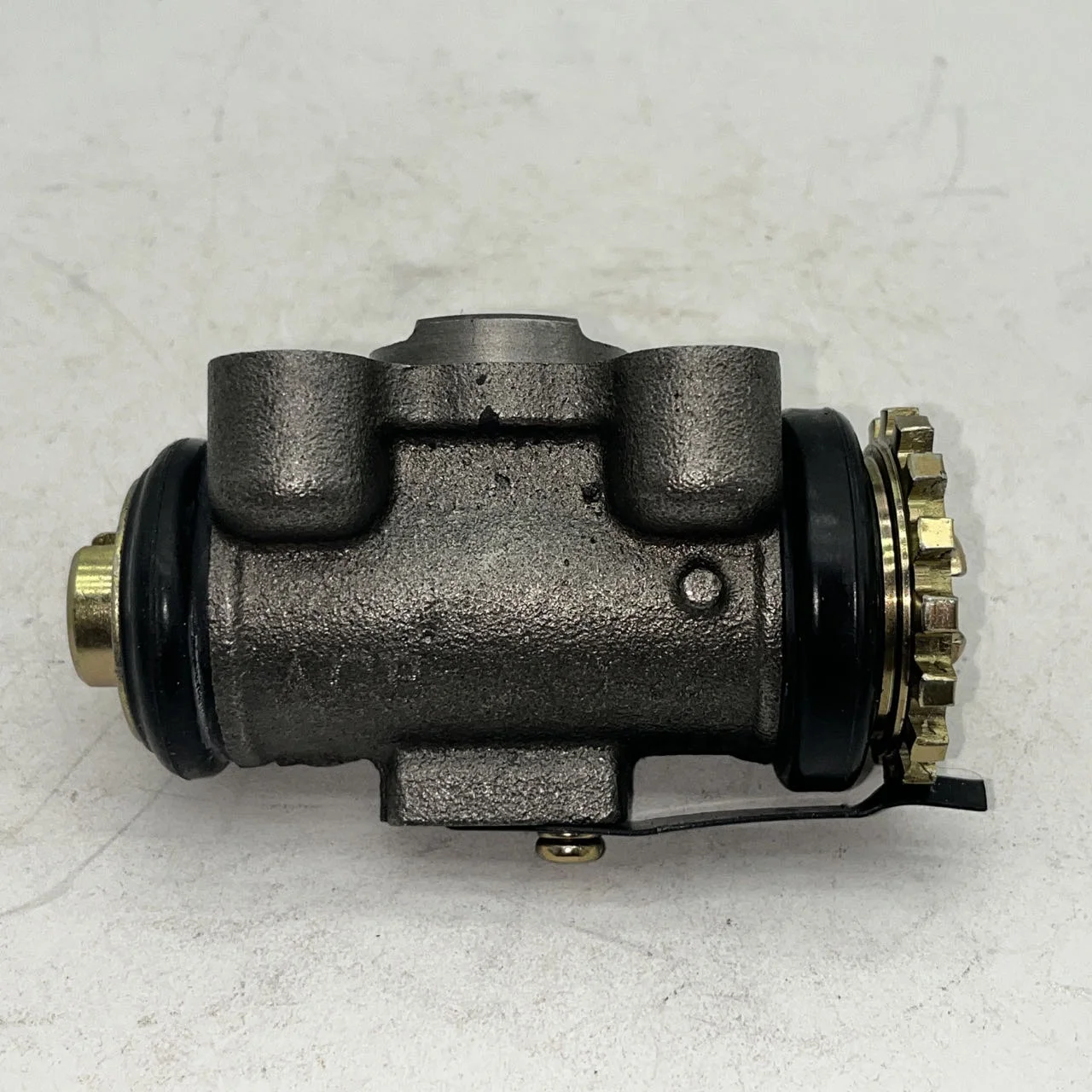 High Quality Brake Wheel Cylinder Rear Cylinder for ISUZU 8-94145-798-1 ...