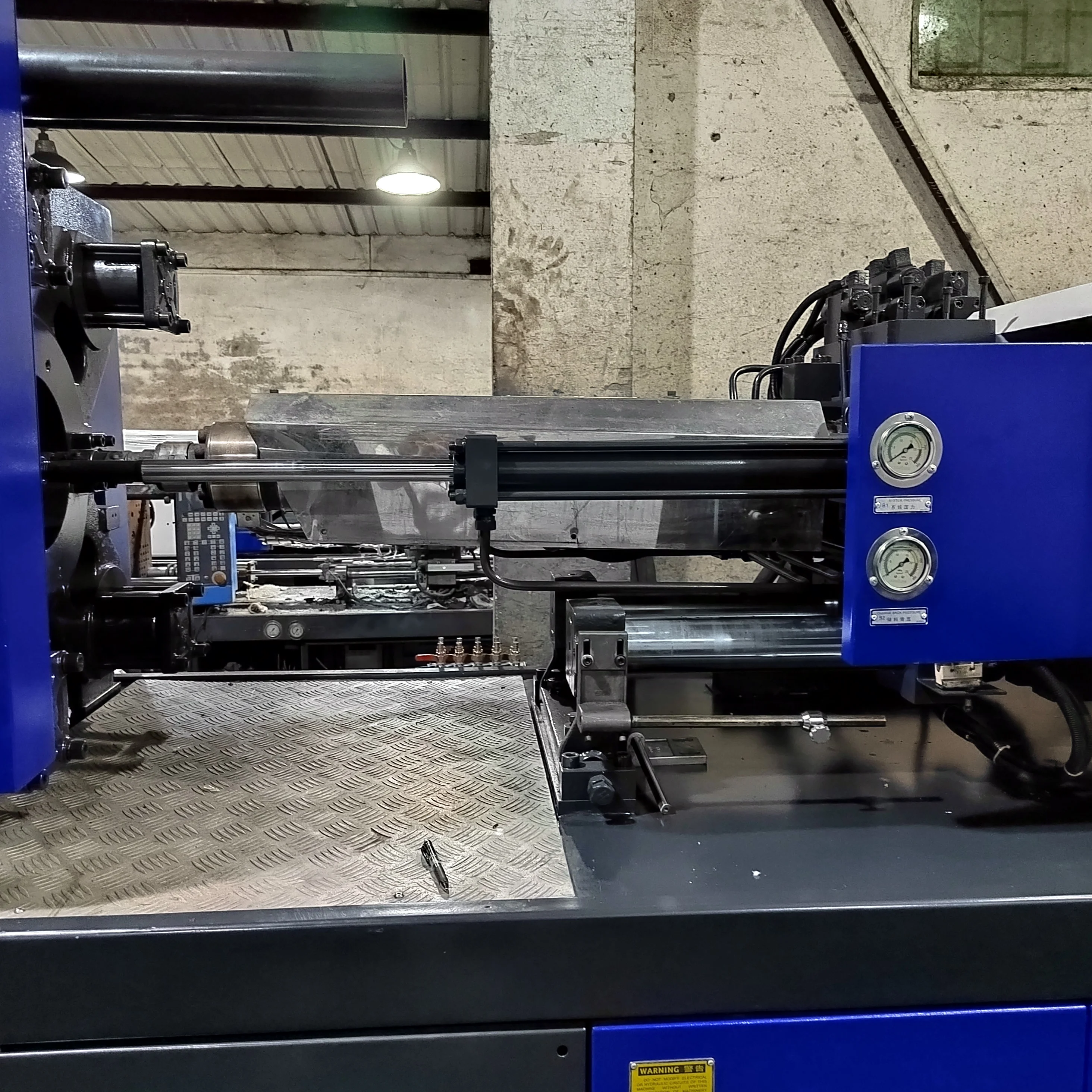 Haitian Plastic Molding MA2000 - Automatic Injection Machine