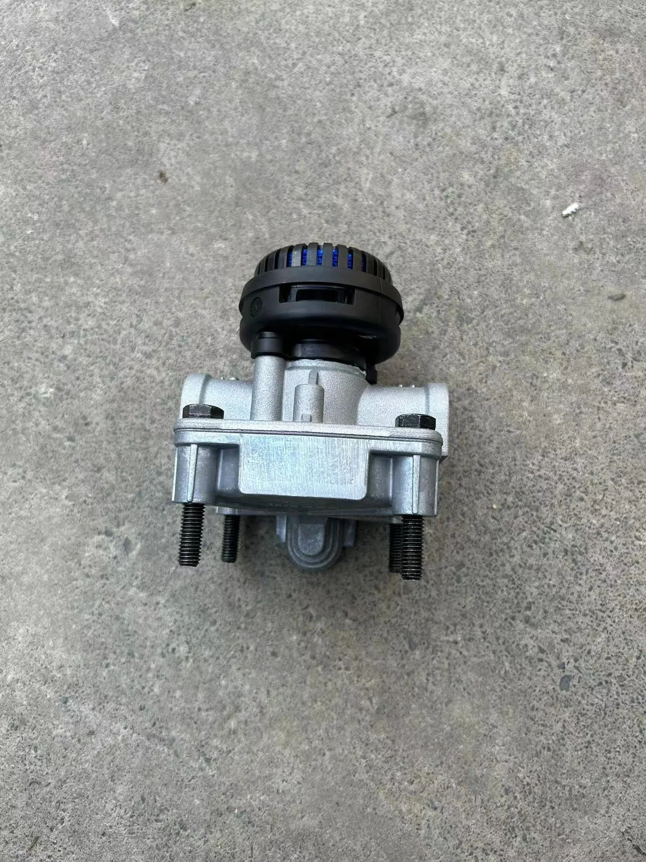 Wabco 9730110090 Relay Valve V-olvo S-cania D-af European Truck Parts M ...