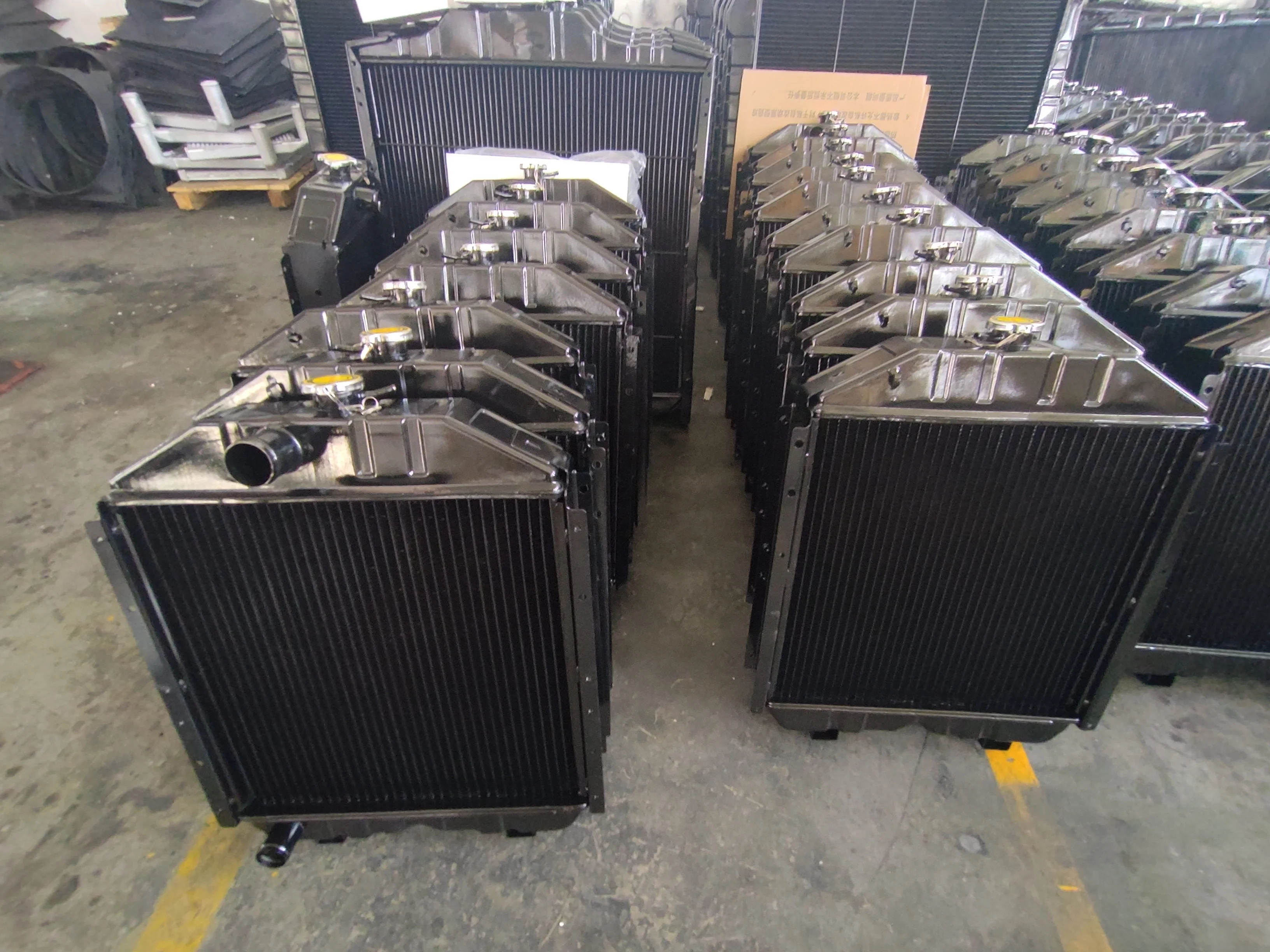 OEM 5086414 4981428 새로운 HOLLAND 드를 위한 구리 알루미늄 트랙터 방열기 법령| Alibaba.com