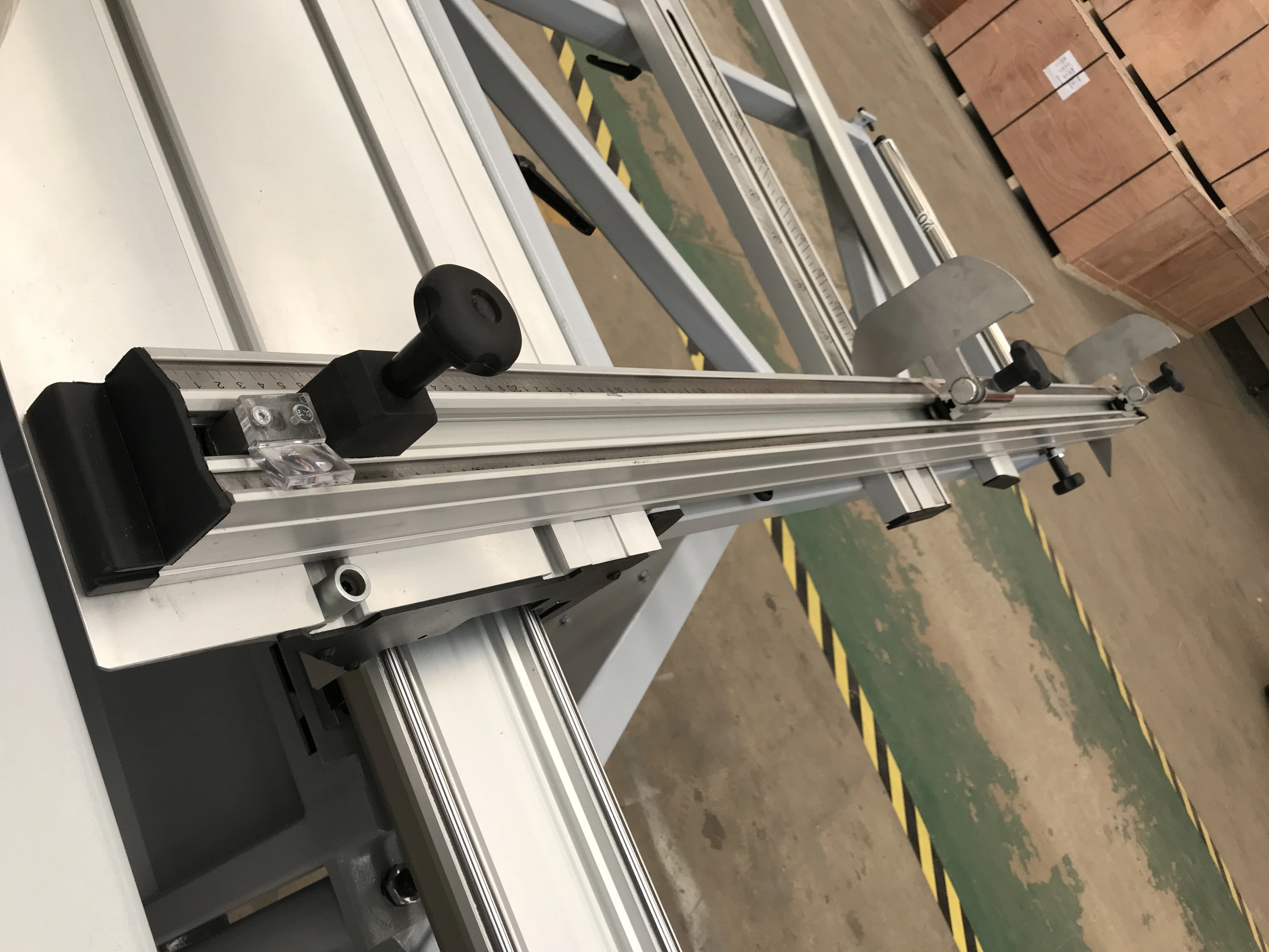 Cross Cut Ruler for Panel Saw Machines - Easy to Operate