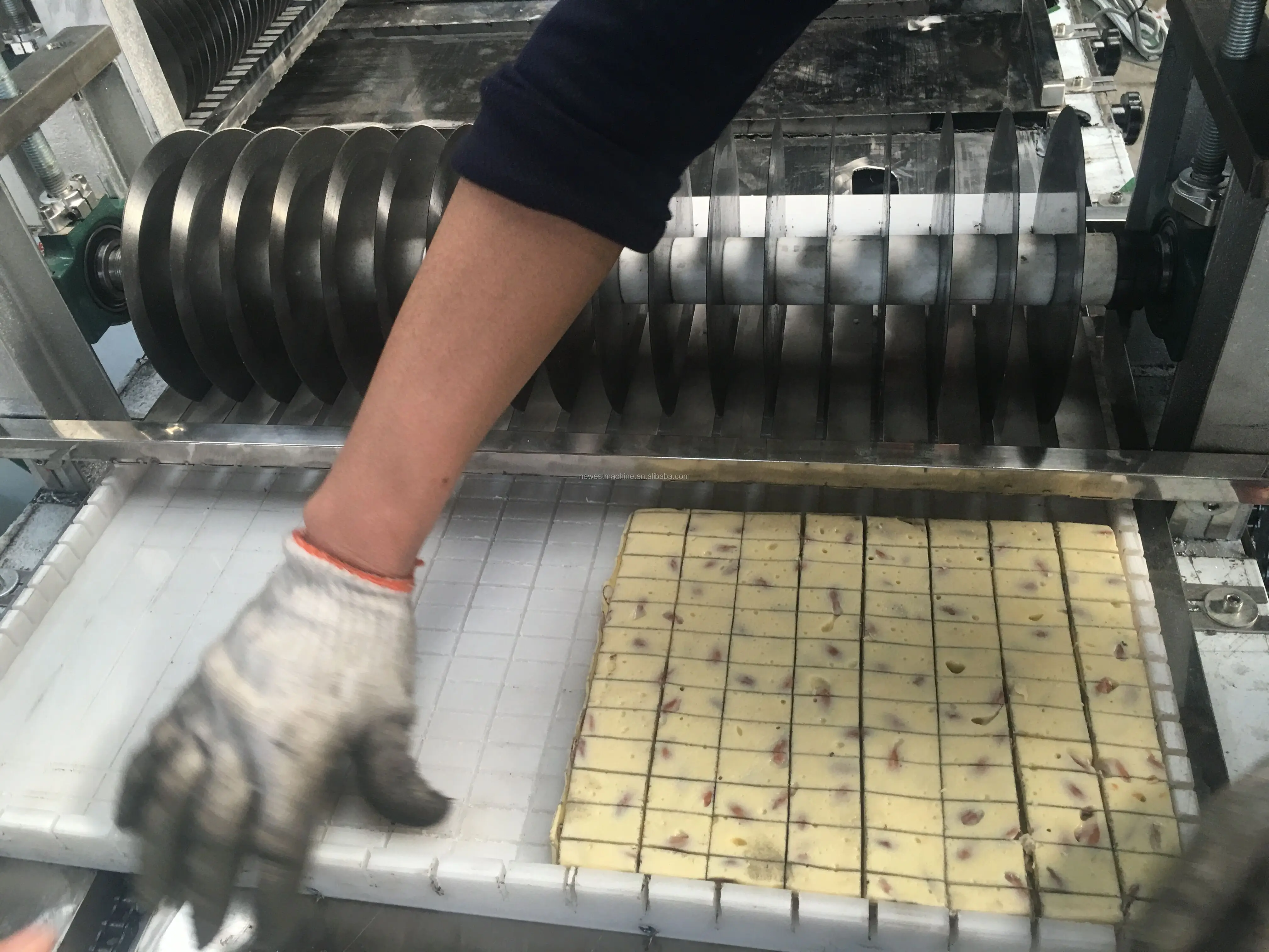 Best Performance Cutter For Protein Cereal Bar Line/peanut Candy Cutter ...