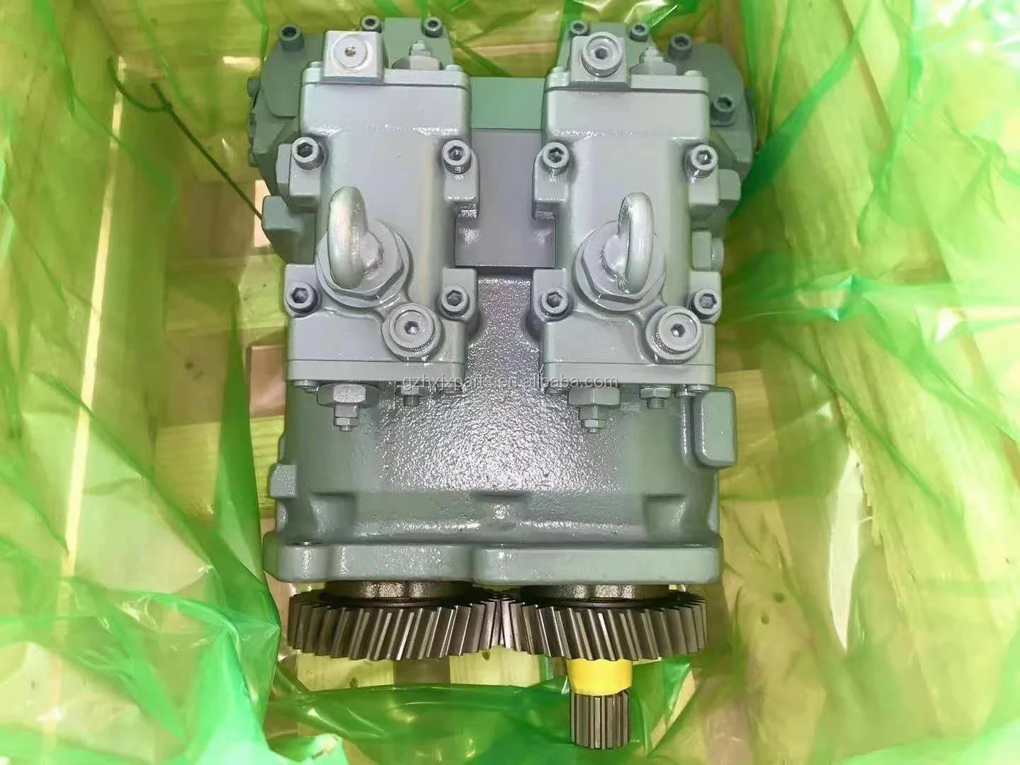 2051823 2072947 2072948 2074707 2074708 2074709 2074710 2087499 2141093 ...