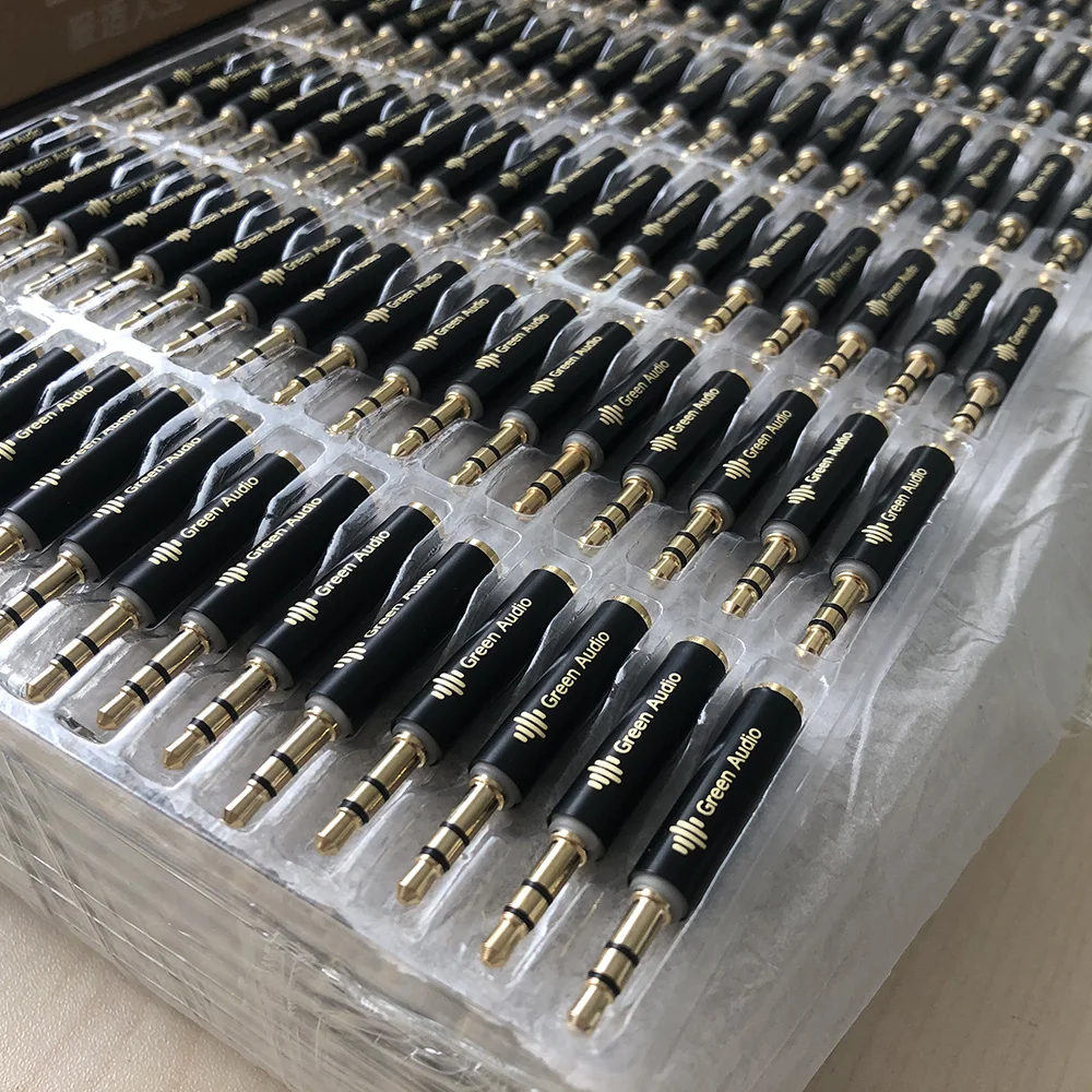 Gold Plated 3.5mm TRS Male to Female TRRS Audio Adapters