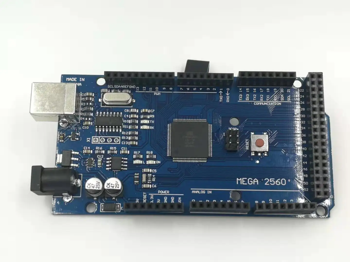 MEGA 2560 R3 - GETWIN GAD-05 Development Board with CH340G