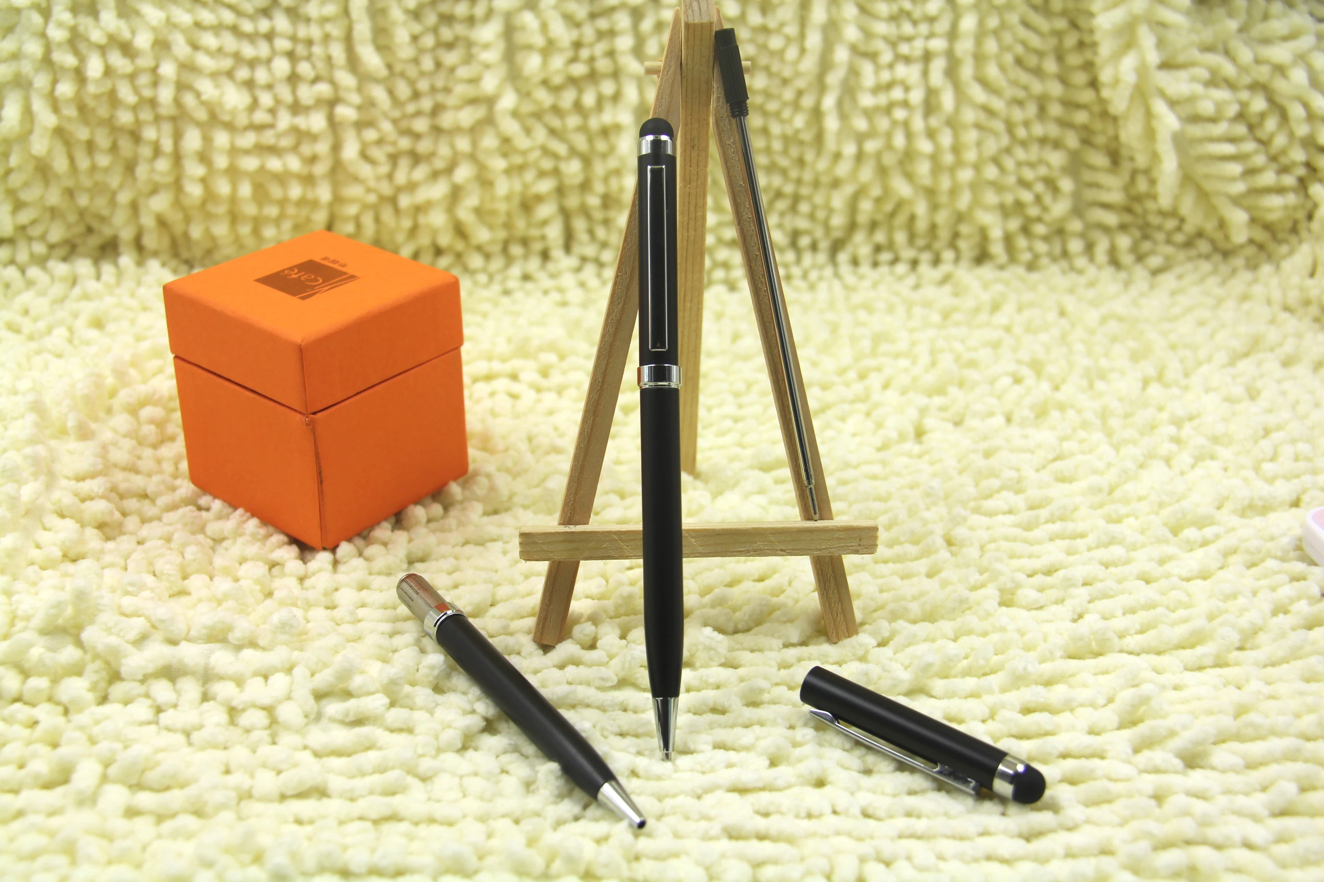 Classical Black Metal Touch Stylus Ballpoint Pen for Hotels