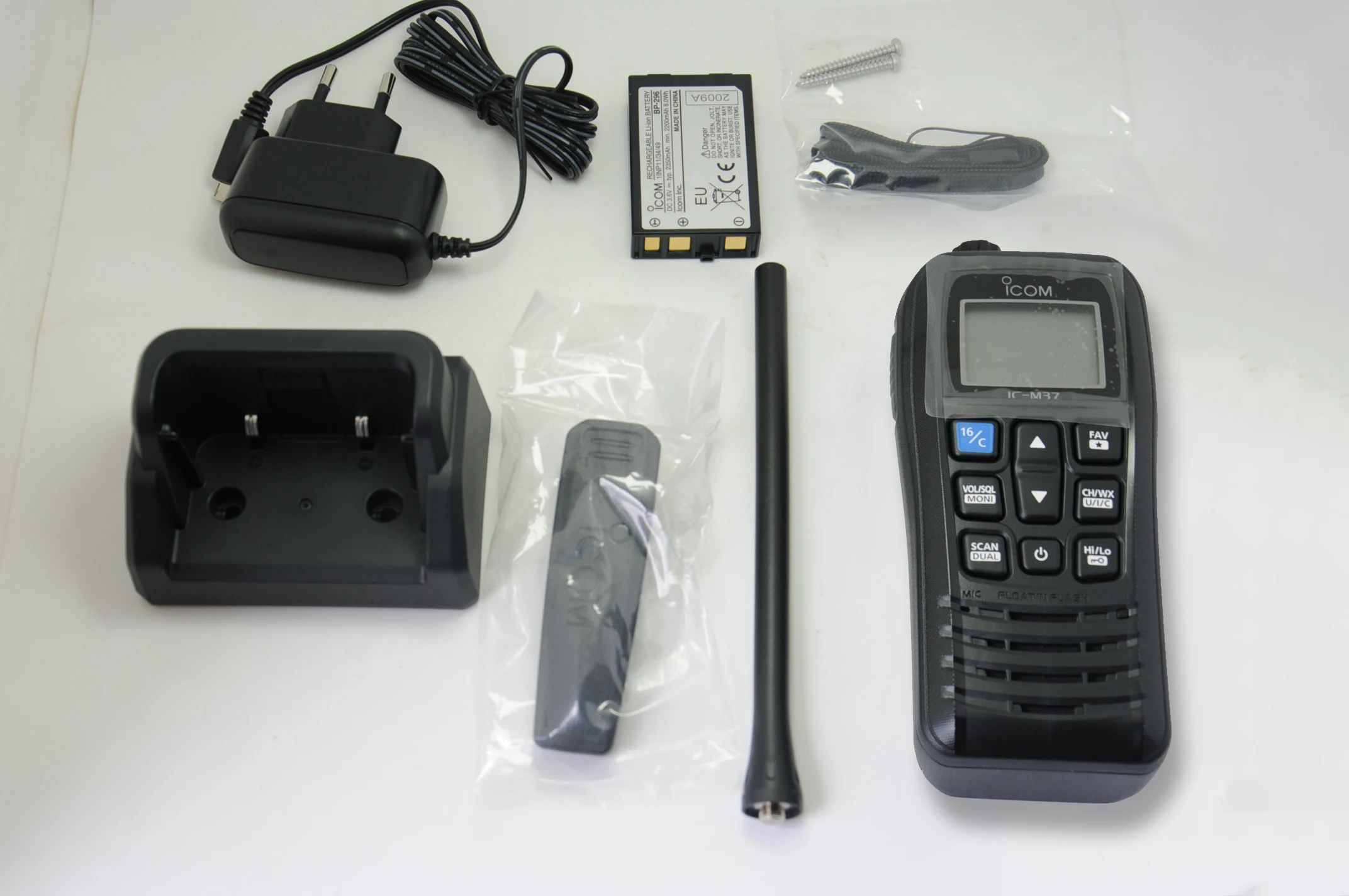 Icom IC-M37 VHF Marine Radio - Reliable Walkie Talkie