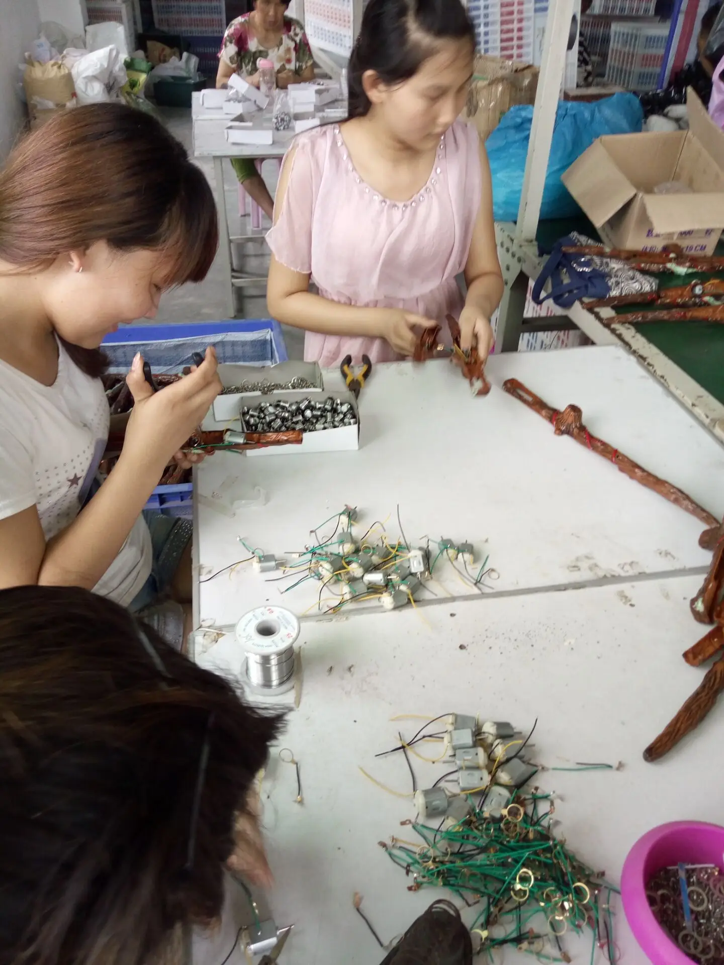 Flying Magestick - Enchanted Levitation Magic Wand Toy