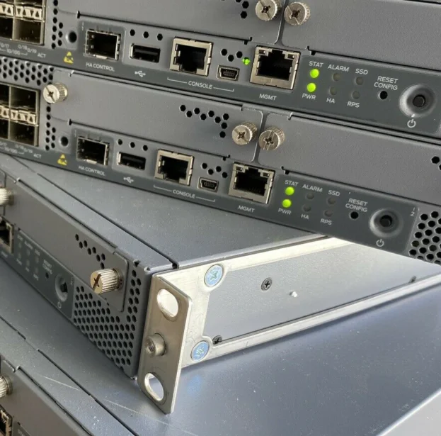 Srx1500 Series Service Gateways Srx1500-sys-jb-ac Original Used - Buy ...