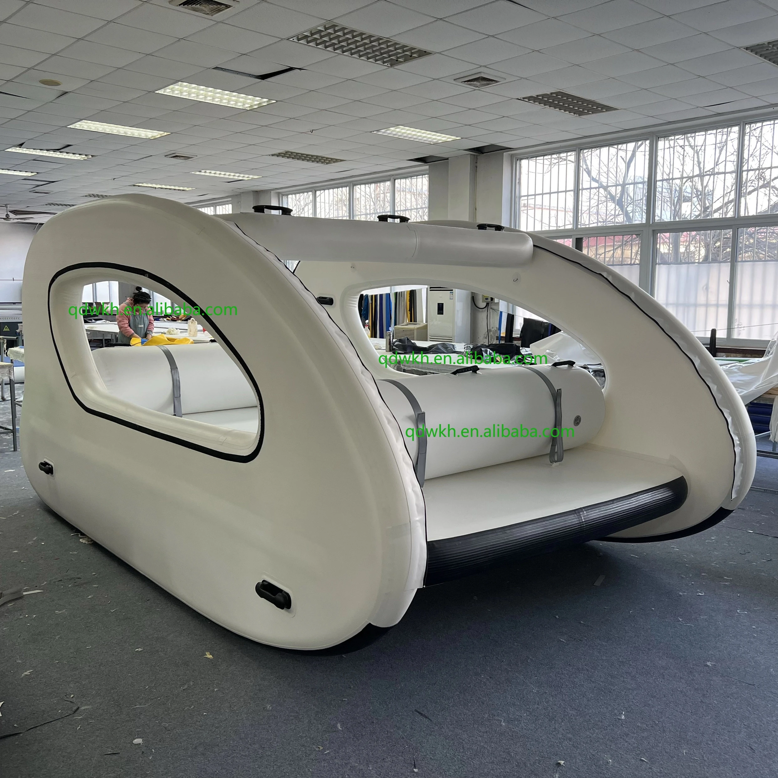 Hot Sale Inflatable Electric Boat with Motor - Eco-Friendly Solar House ...