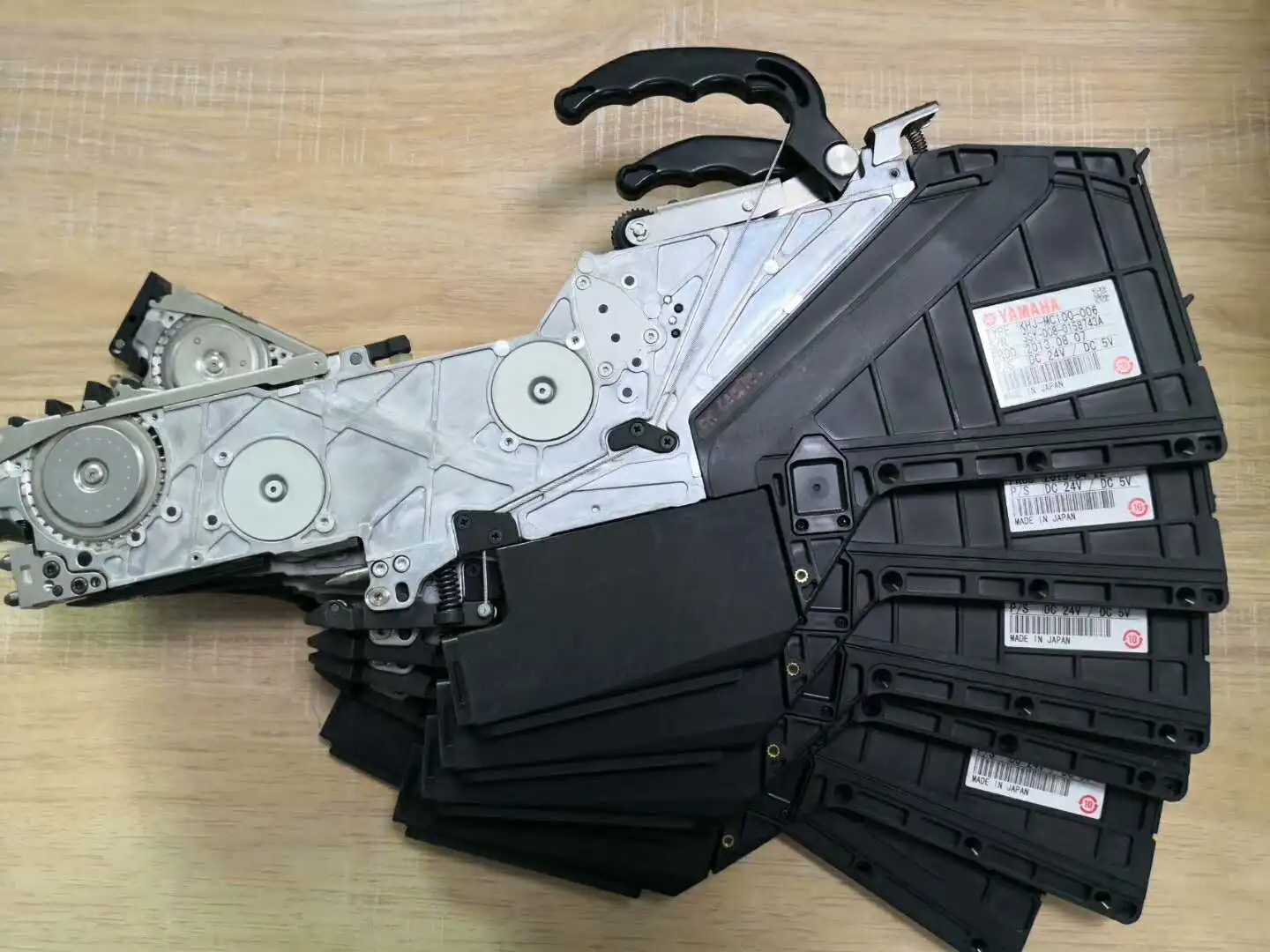 KGA-M880C-10 Ceramic Chip for SMT - Automatic Card Printer