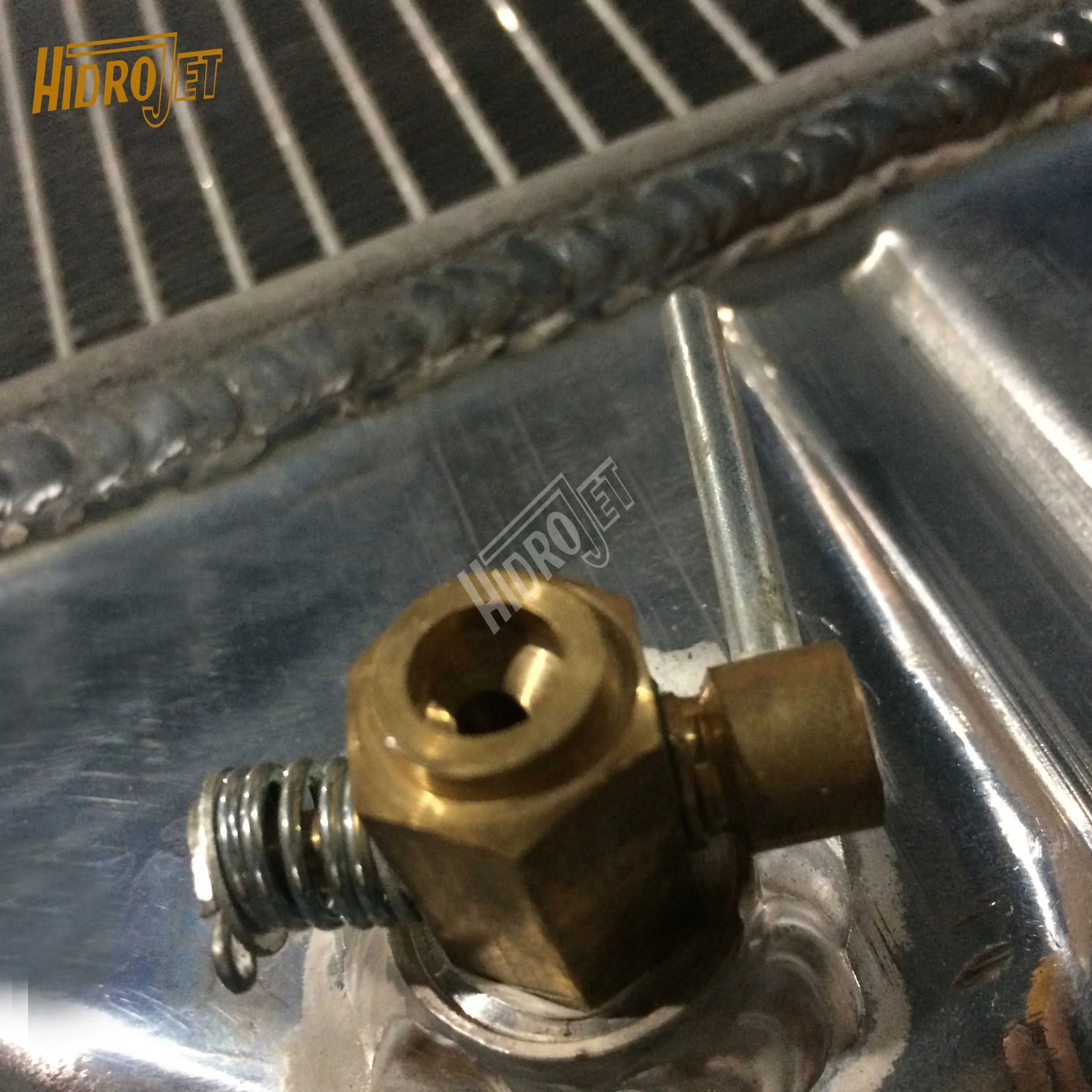 High Quality Cooling System Radiator Hydraulic Oil Cooler Water Tank ...