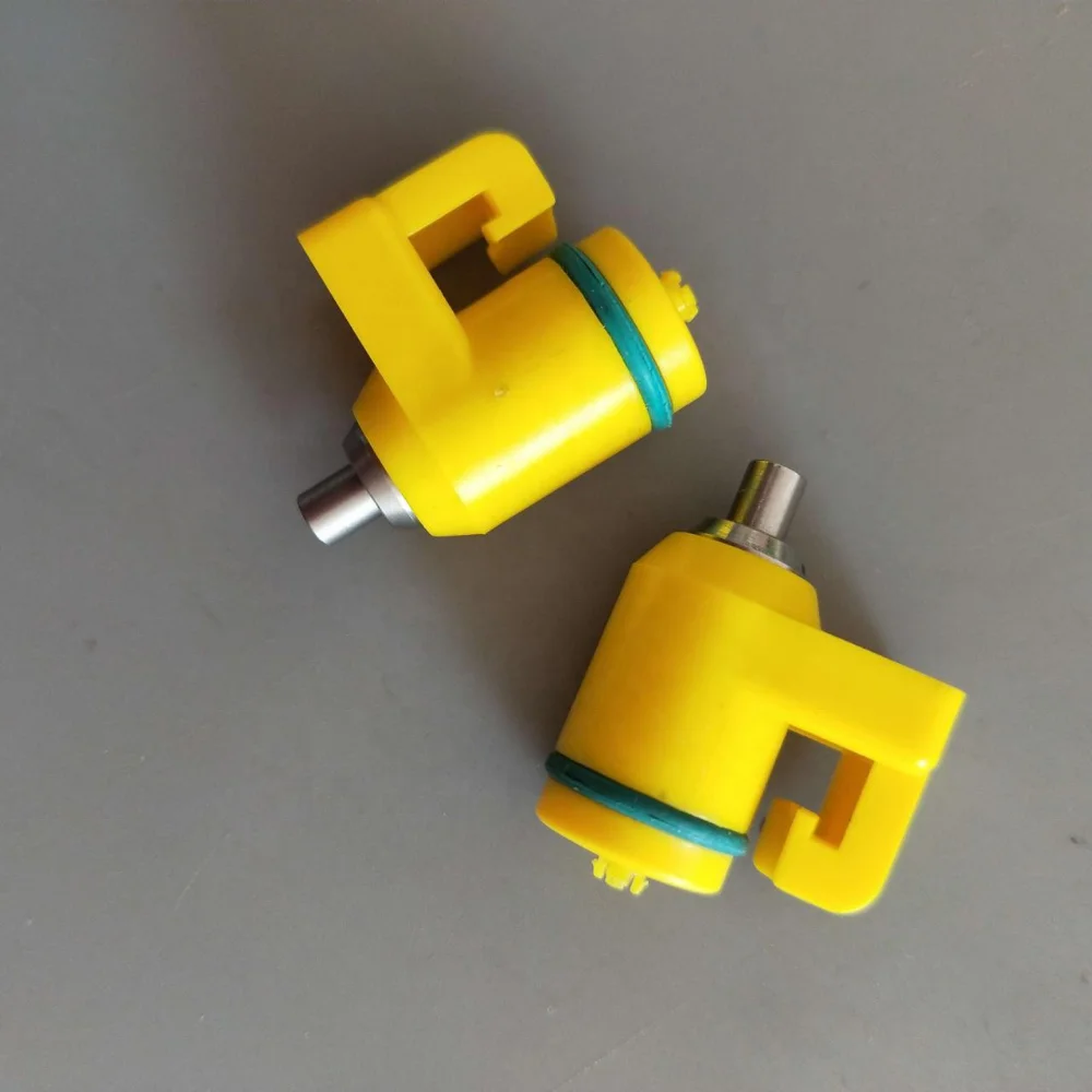 Valco Automatic Chicken Nipple Drinker With Saddle Broiler Drinkers For ...