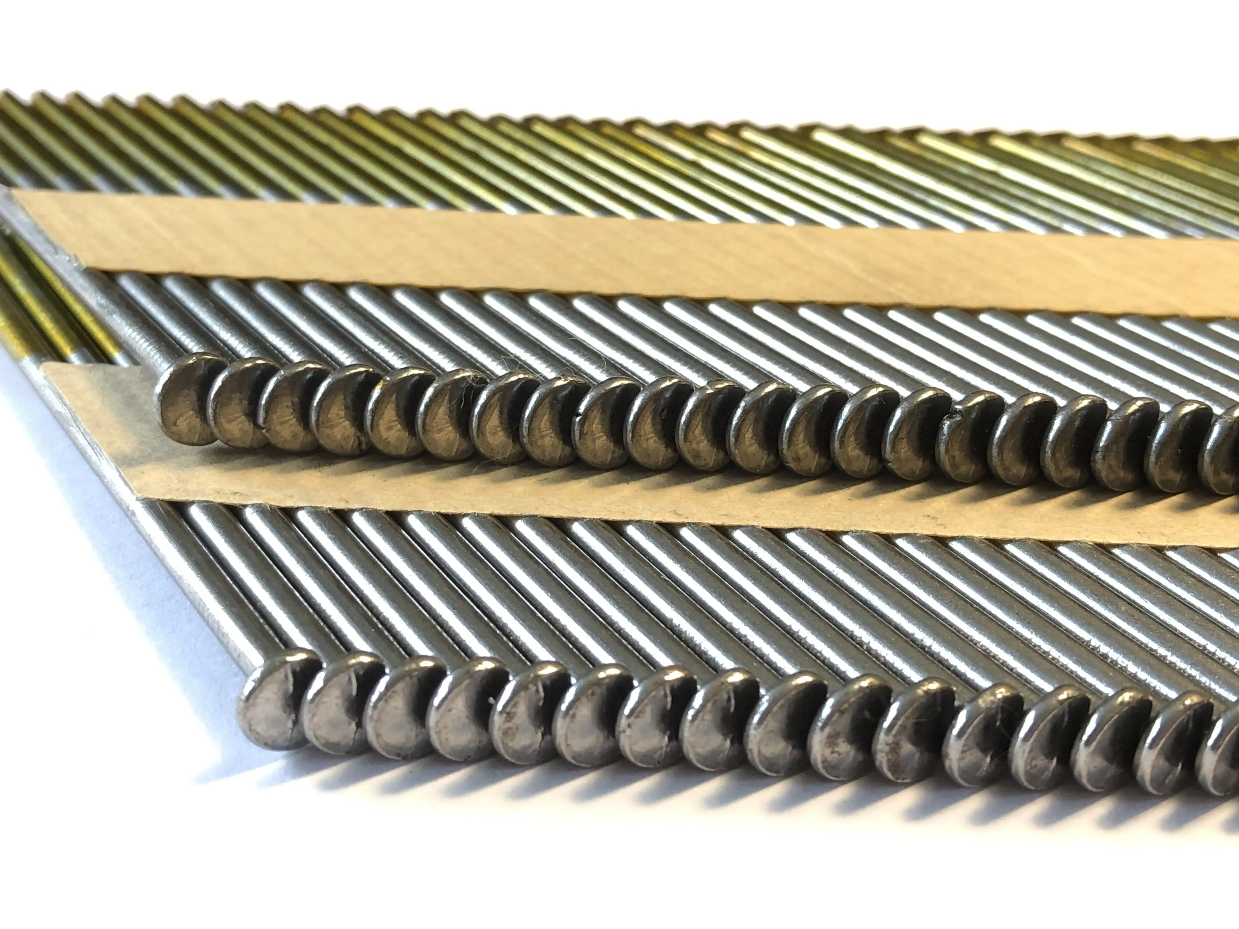 34 Degree D Head Paper Strip Framing Nails - Durable & Versatile