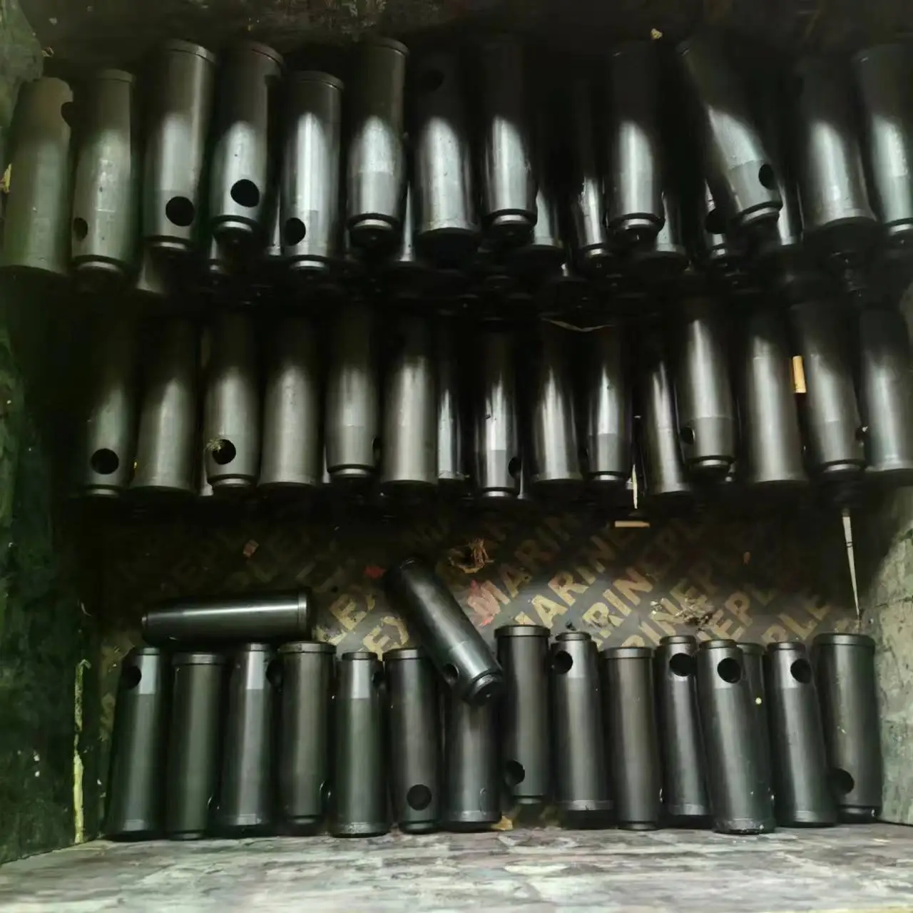 Tower Crane Mast Section 40mm Tower Crane Pin - Buy Tower Crane Pins ...