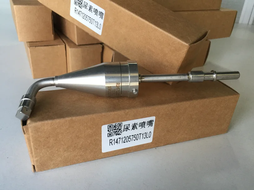 Sprayer Nozzle Urea Injector Nozzle 4936201 for DAF CF