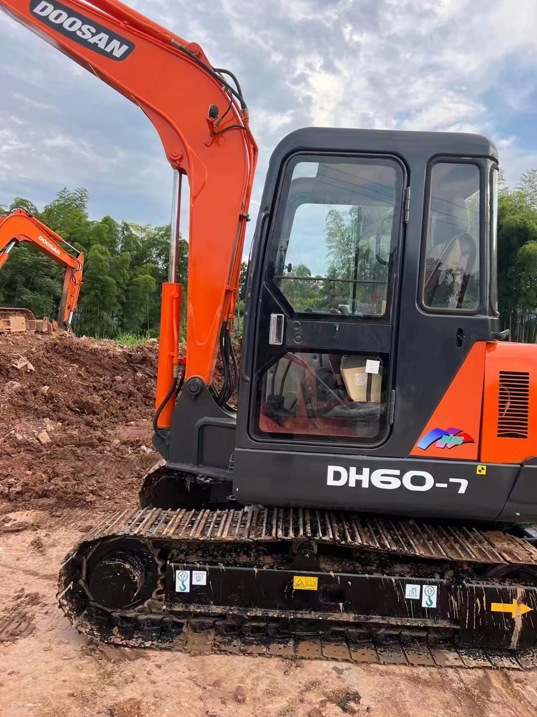 High Effective Doosan Dx60 Excavator - 6 Ton Used Crawler