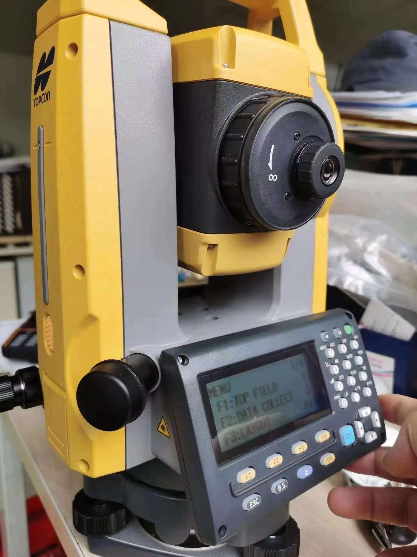 Surveyor Machine Reflectorless Station Totale GM52 GM100 Top Con ...