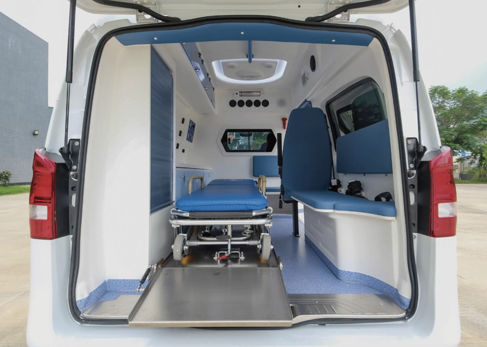 New Mercedes Vito High Top Ambulance Emergency Vehicle For Medical ...