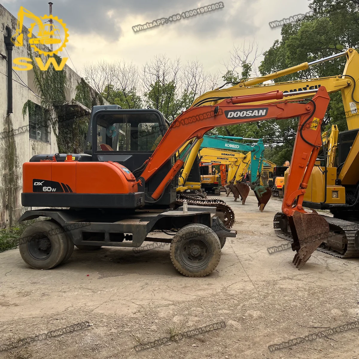 Used Doosan Dx60 Excavator,Doosan Dx60w Dx55w Micro Mini Wheel Excavator May Xuc With Dozer ...