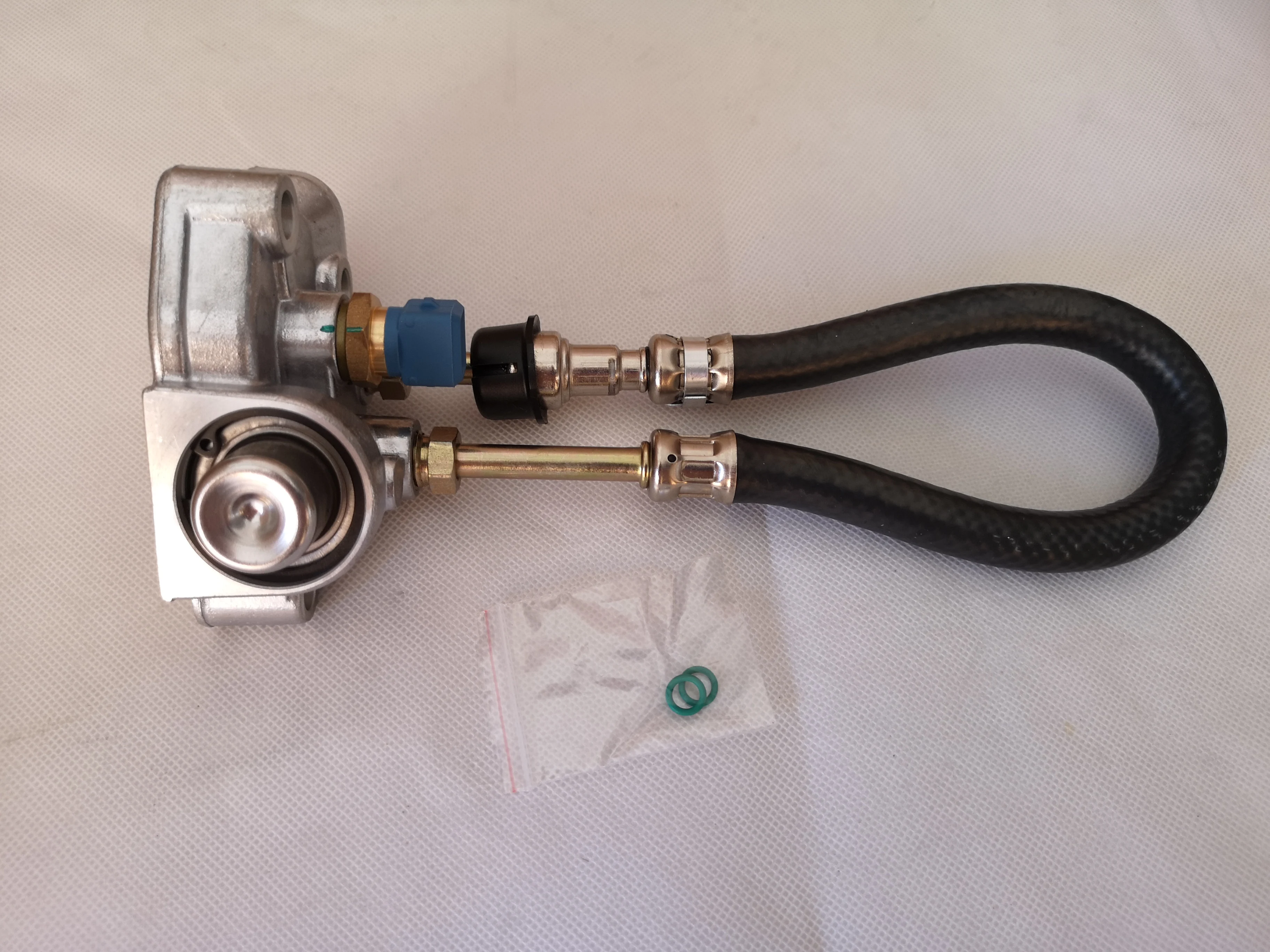 Land Rover Auto Parts Lr016318 Mso000060 Connector Assembly To Fuel ...