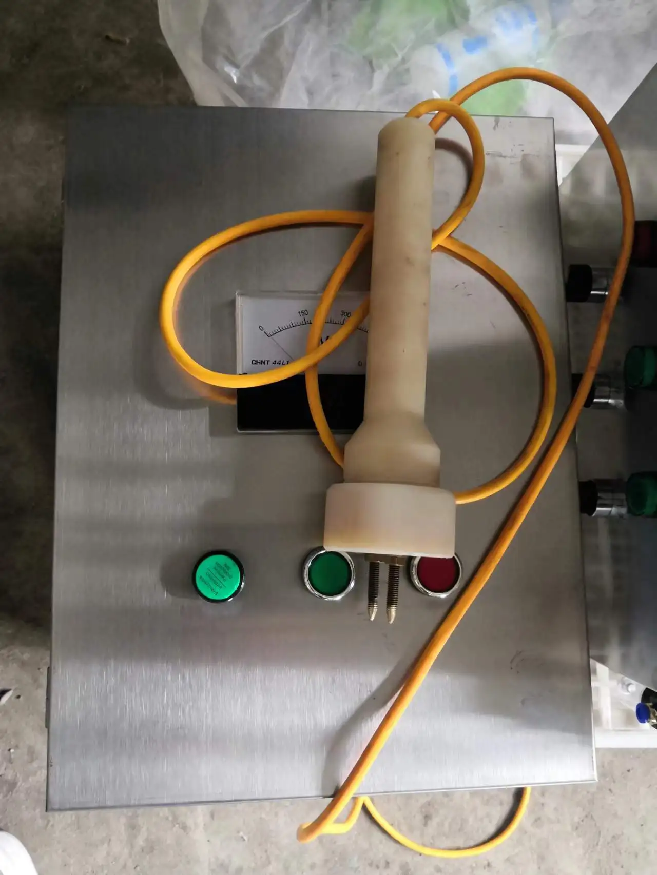 Small Electric Chicken Stunner Chicken Shocking Machine Poultry ...