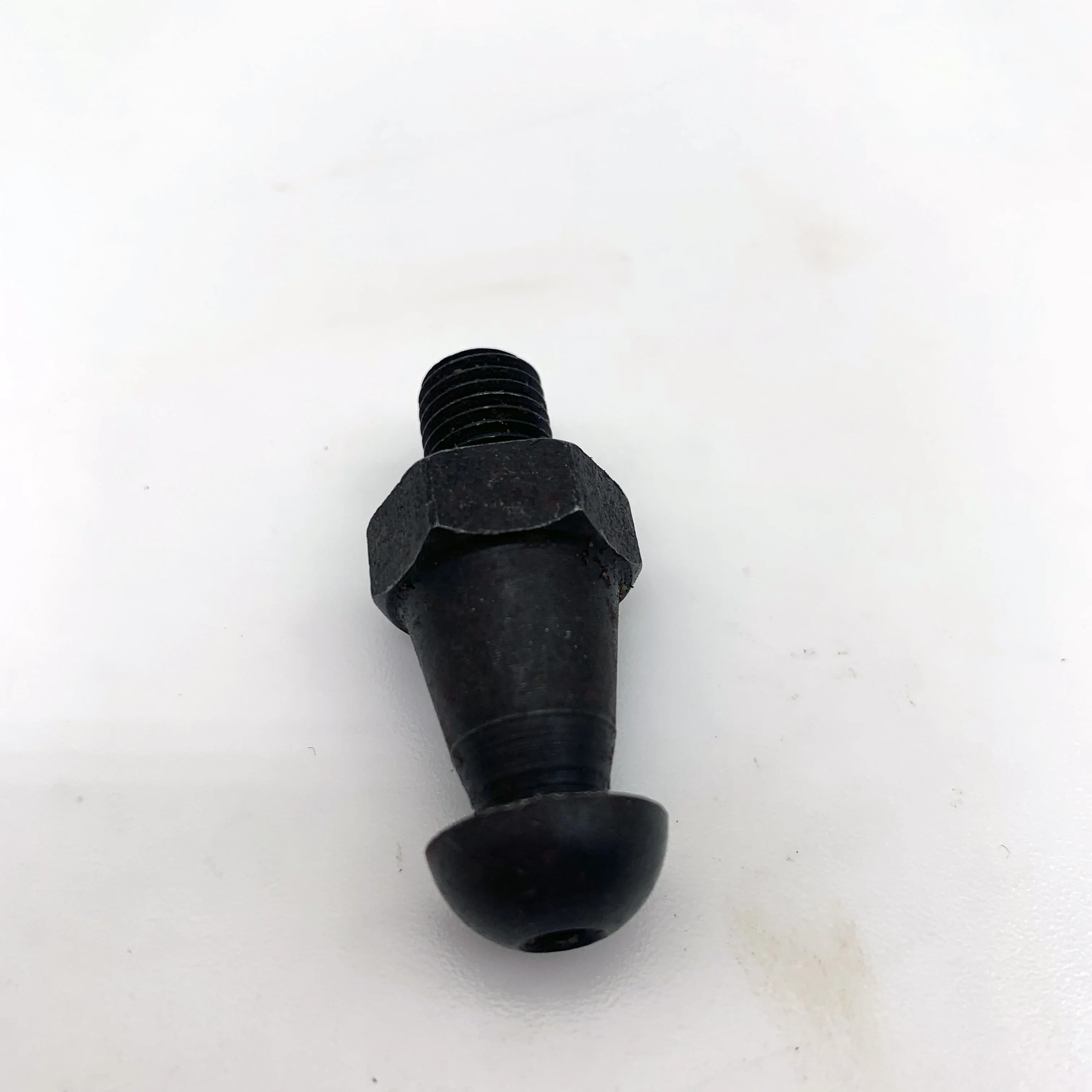 卡罗拉AE86其他汽车配件31236-30060的离合器叉螺钉| Alibaba.com