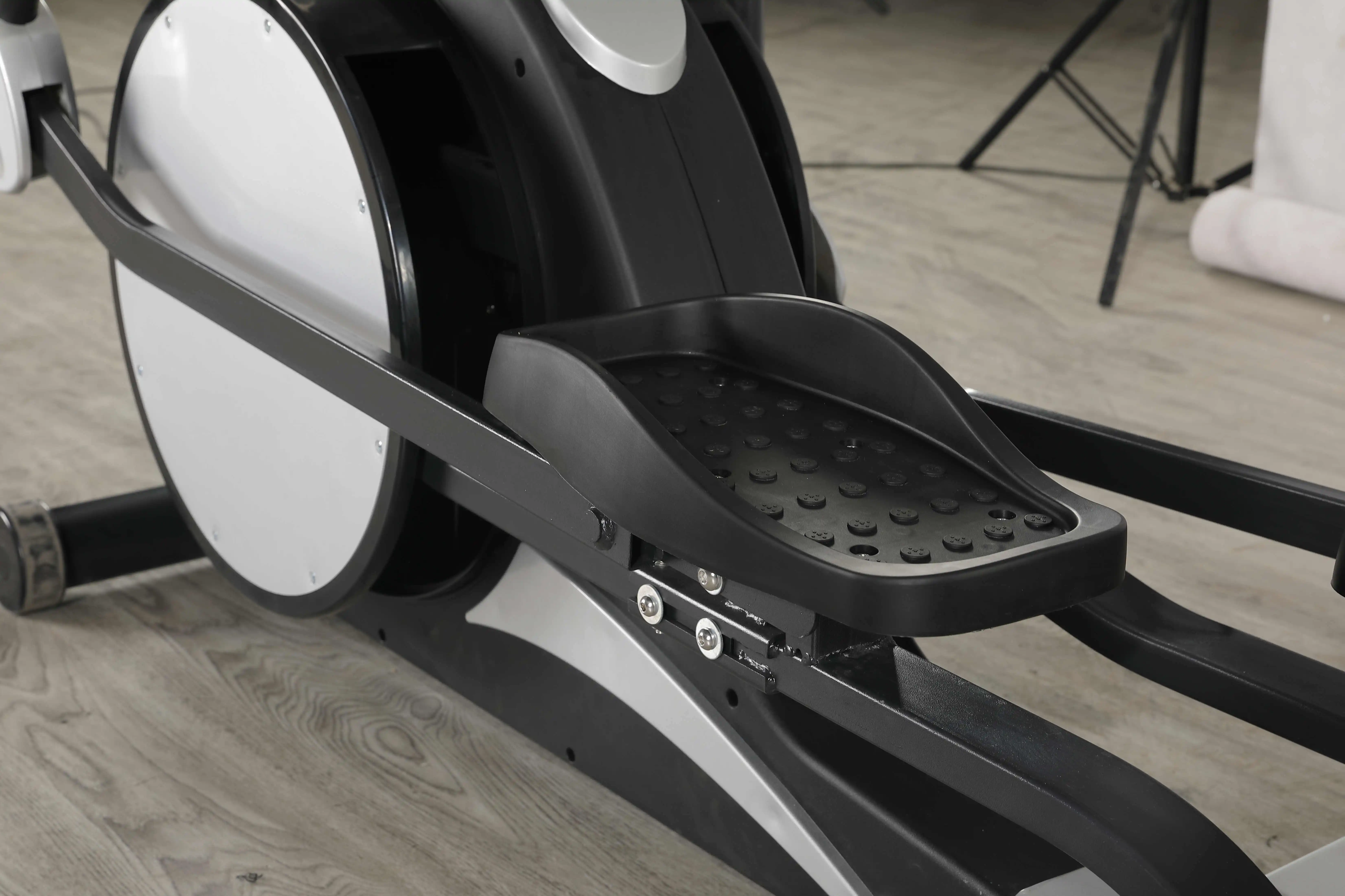 Professional Gym Equipment Magnetic Elliptical Home Elliptical Bike New ...