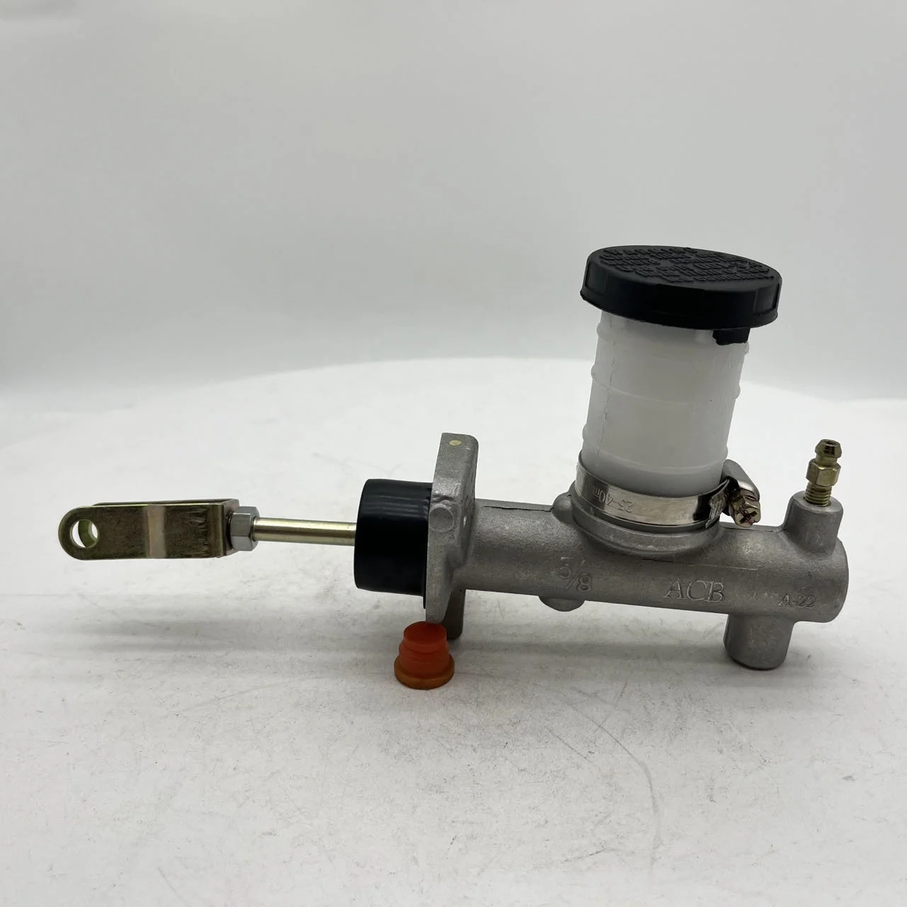 High Quality Clutch Master Cylinder for NISSAN OE 30610-Q2101