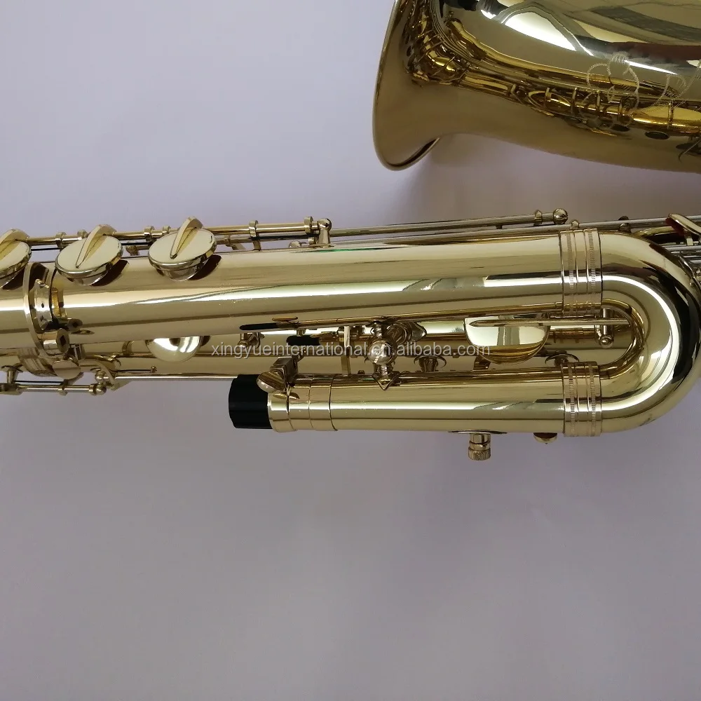 Professional Bass Saxophone - Gold Lacquer, Bakelite Head