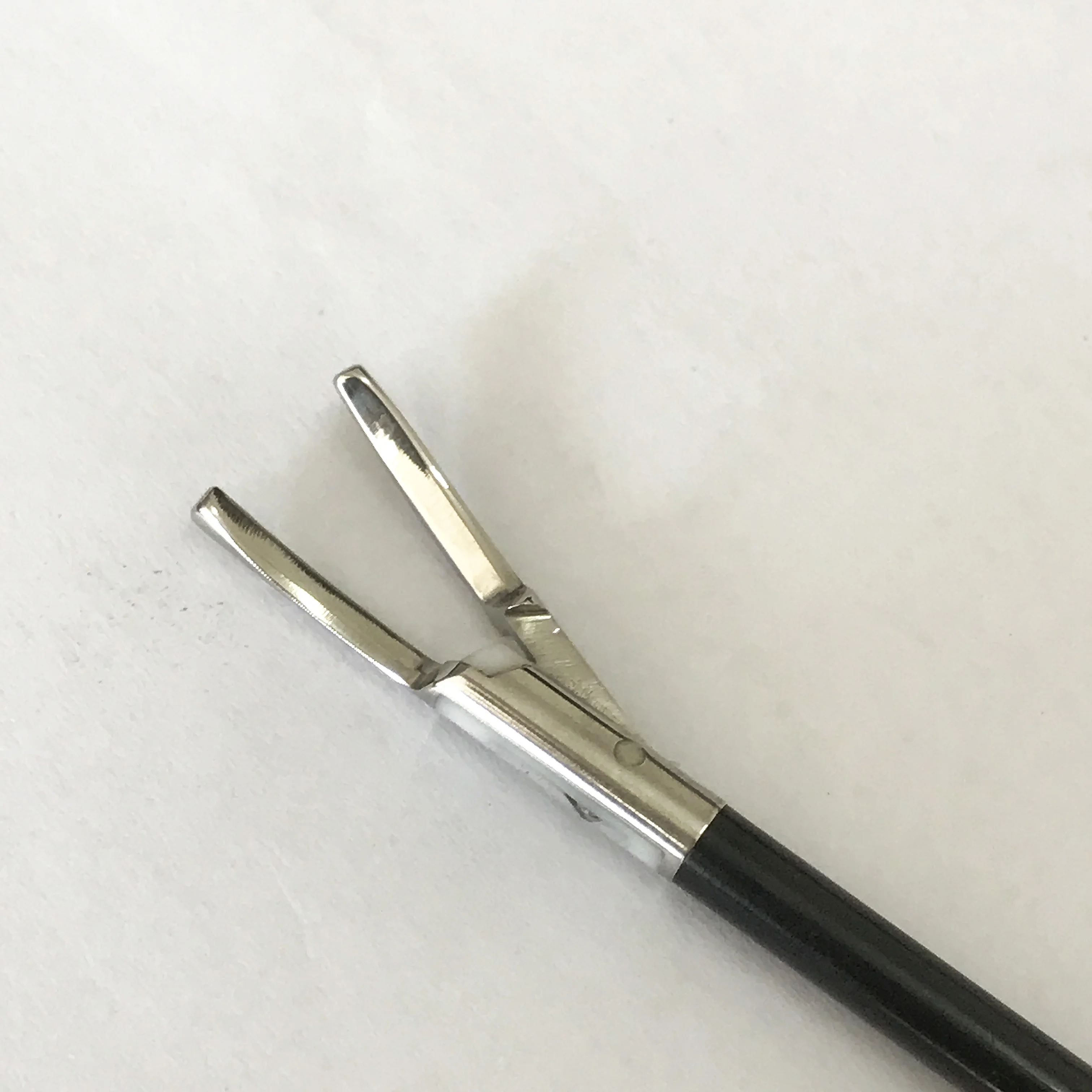 Laparoscopic Bipolar Forceps - Reusable Surgical Instrument