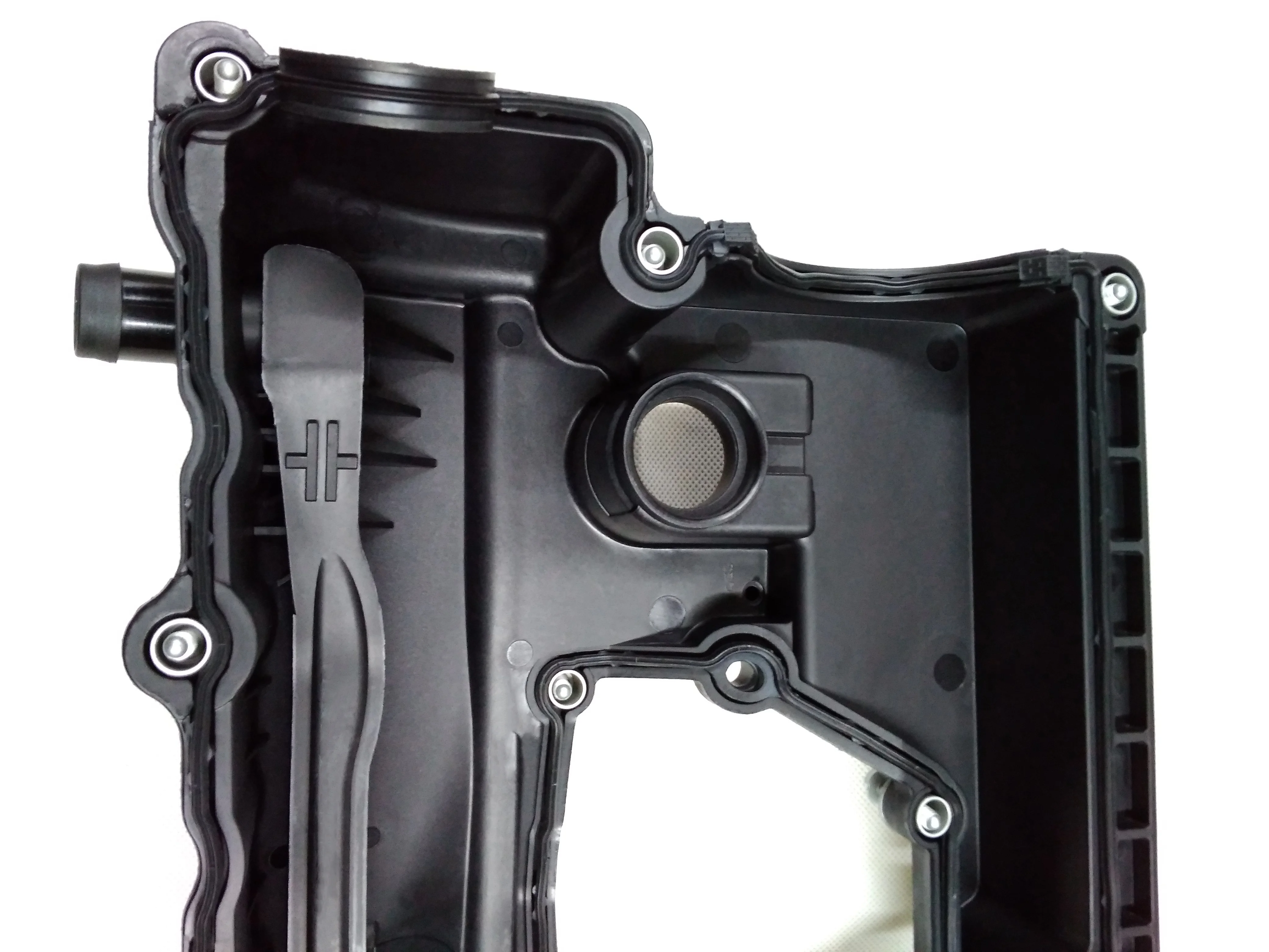 Foshan Factory Bmws N46 E83 Z4 E90 E60 Cylinder Head Valve Cover Oe ...