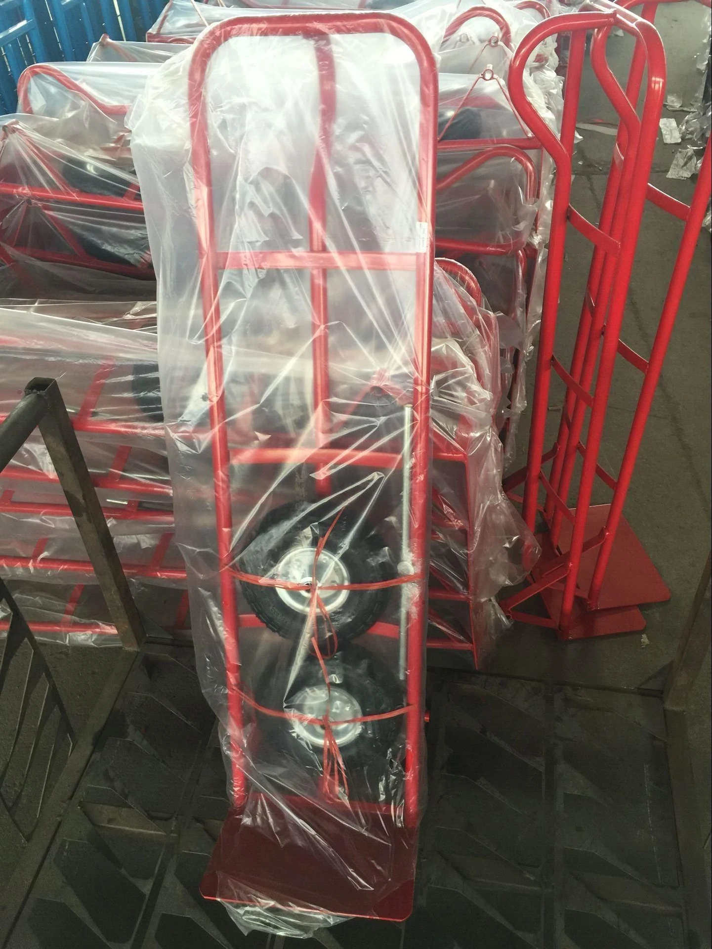 Ghana Wheelbarrow Wb6404h Ghana Wheelbarrow Types Of Wheelbarrows - Buy ...