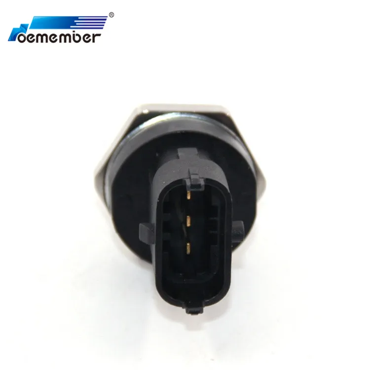 Fuel Rail Pressure Sensor 0281002921 for VOLVO & Renault