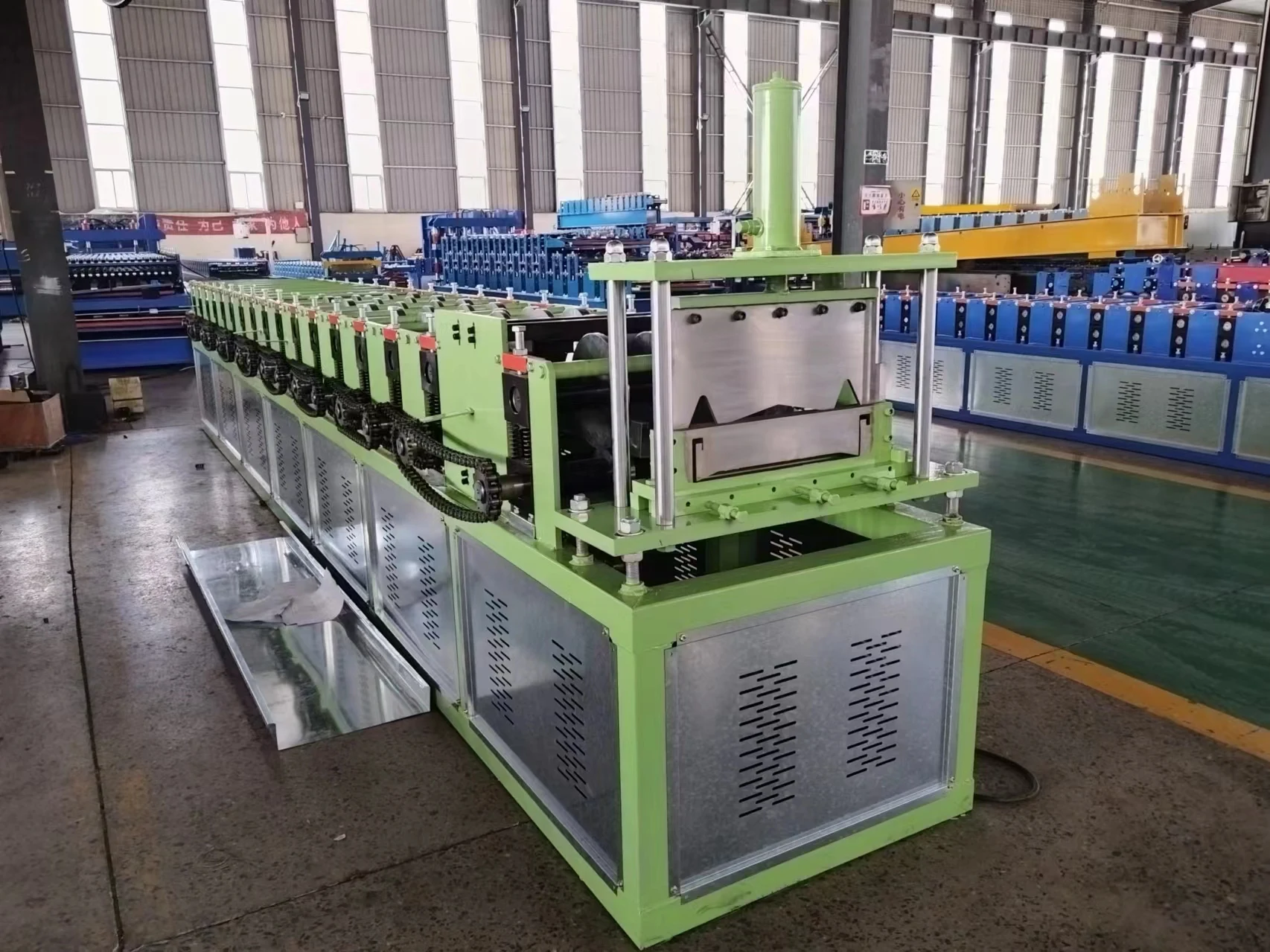 4-in-1 Bemo Standing Seam Metal Roofing Sheet Snap Lock Standing Seam Profile Making Machine ...