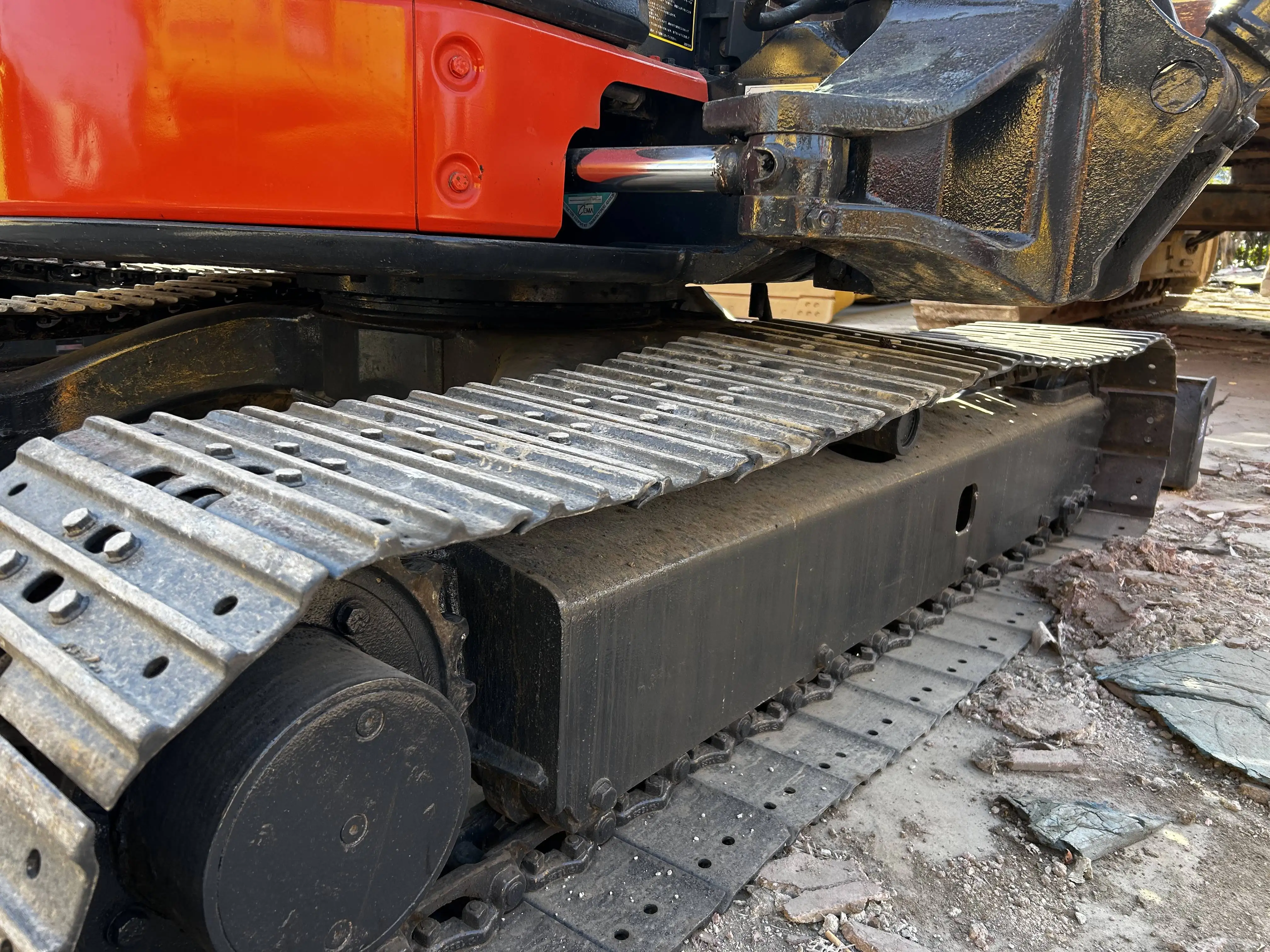 Japan High Performance 5 Tons Hydraulic Crawler Hitachi 50 Used Excavator Cheap Price For Sale ...