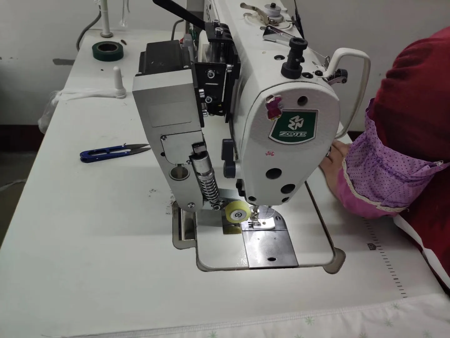 Electric Puller Sewing Machine Attachment - Industrial Sewing Machine ...
