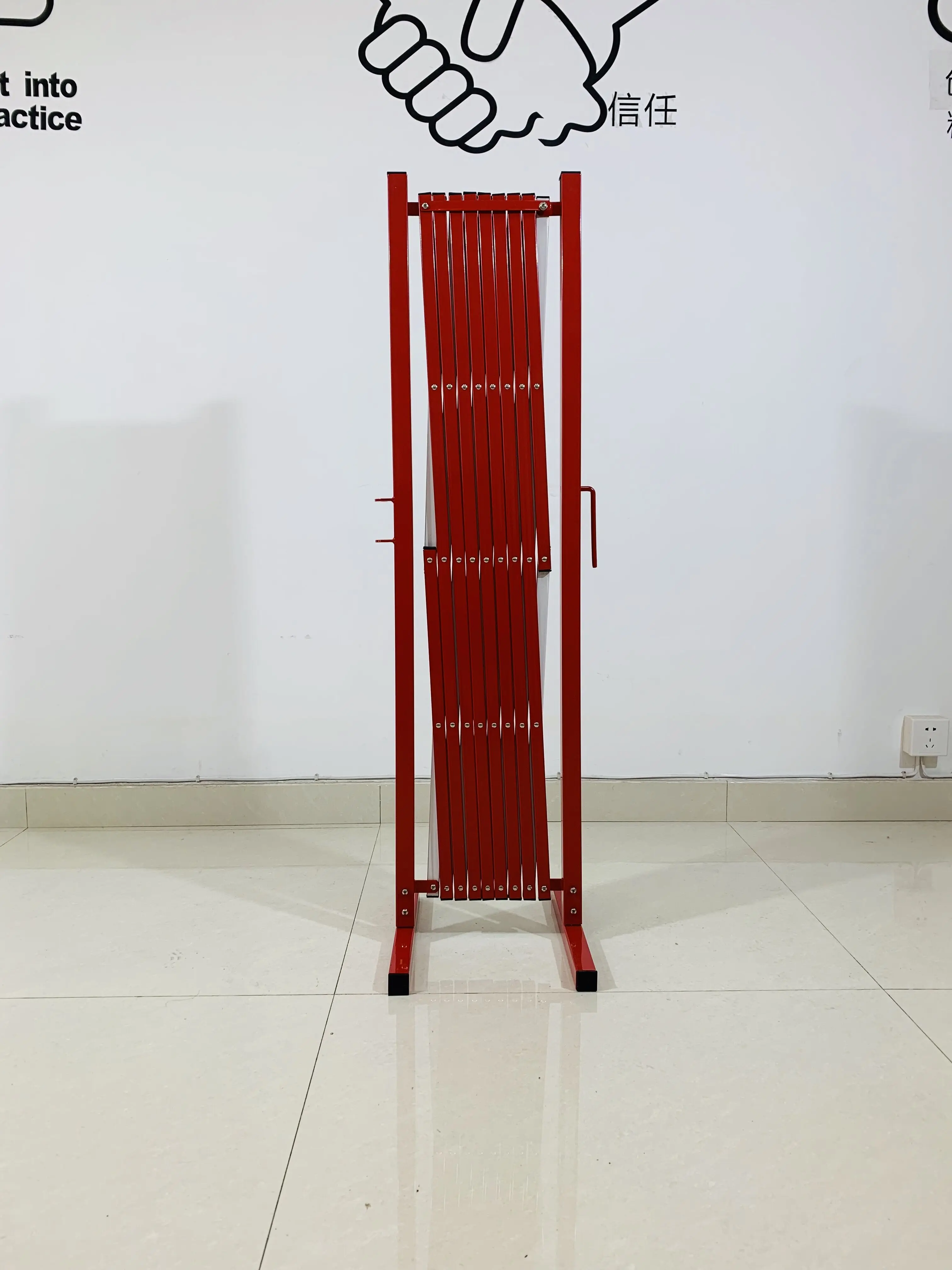 MAXPAND Customized Steel Collapsible Scissor Fence