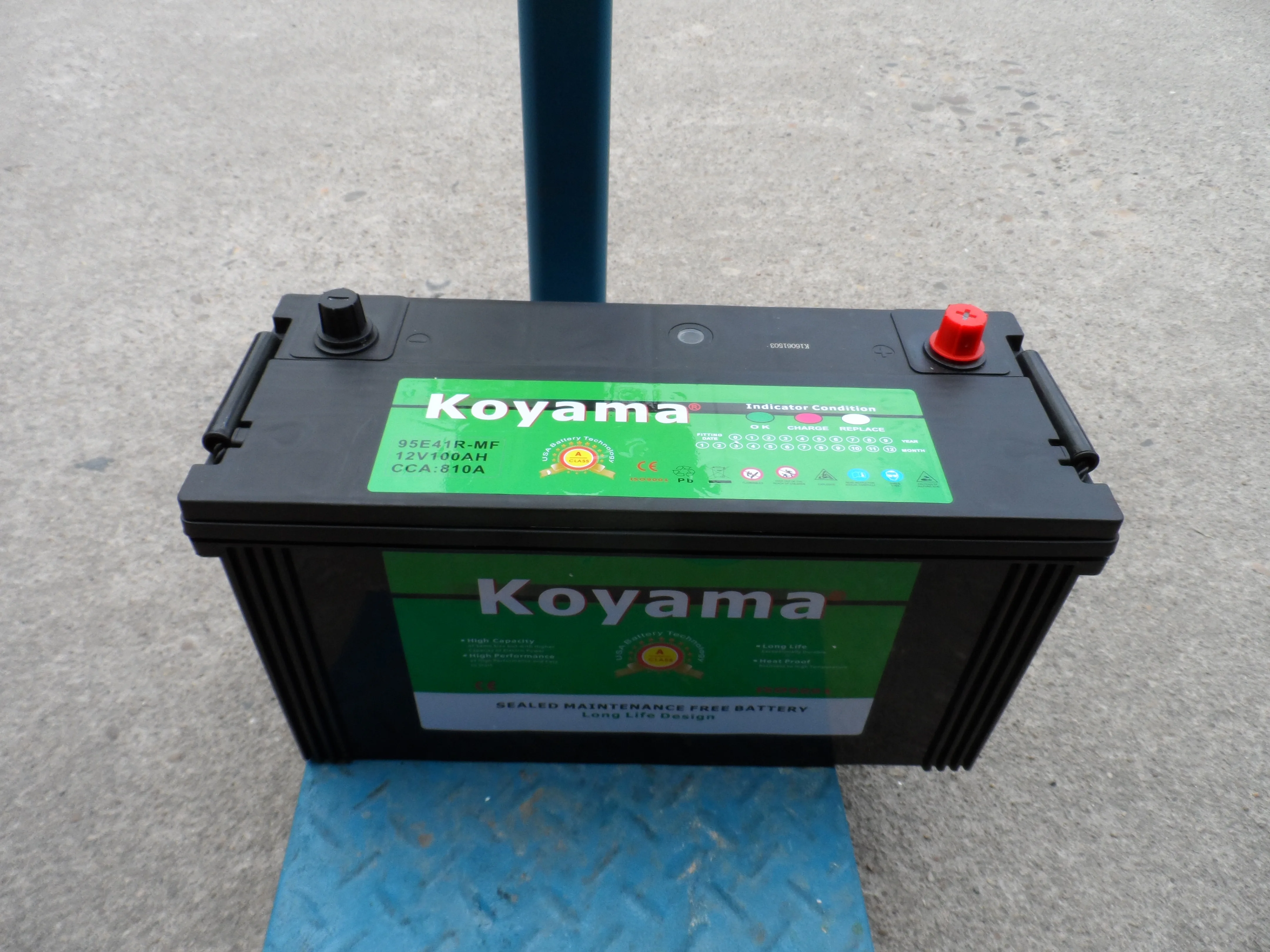 Cost Effective 12V Car Starting Battery 65ah for Africa