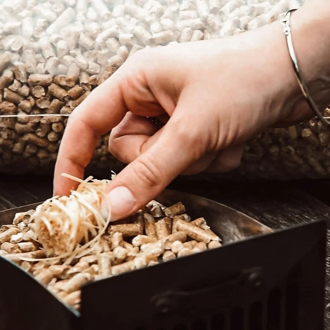 Pine Wood Pellets 100% Wooden Pellets 6mm Wood Pellets - Buy Golden ...