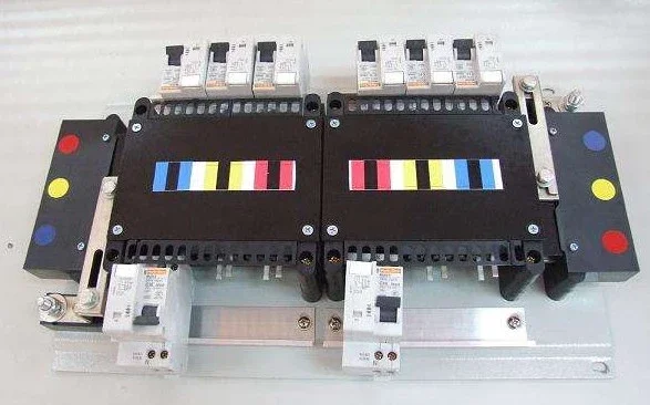 Low Voltage Fish Bone Busbar Type DB Distribution Board Box