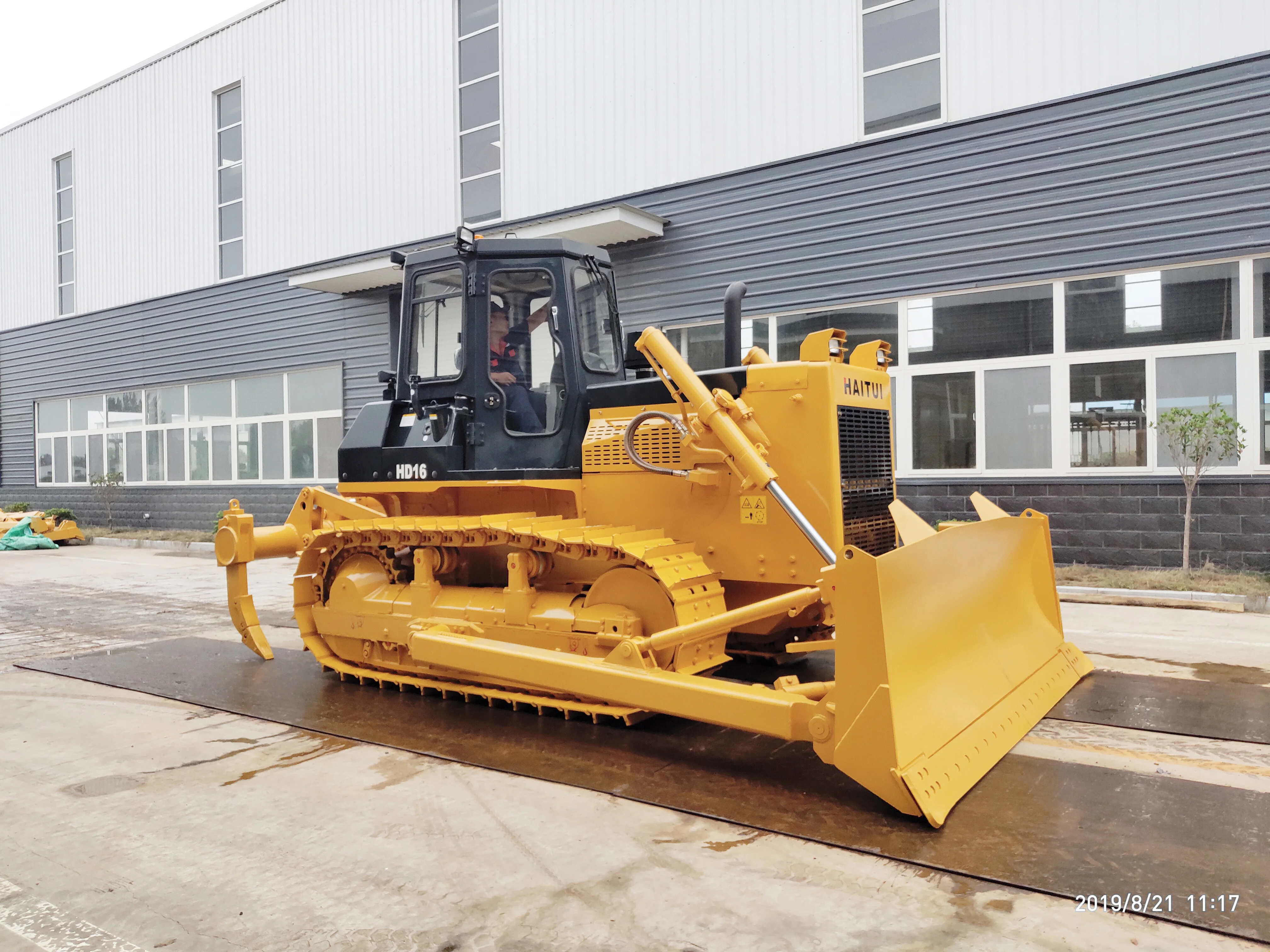 Crawler Track Dozer 160hp Bulldozer Hd16 - Buy Bulldozer,Mini Bulldozer ...