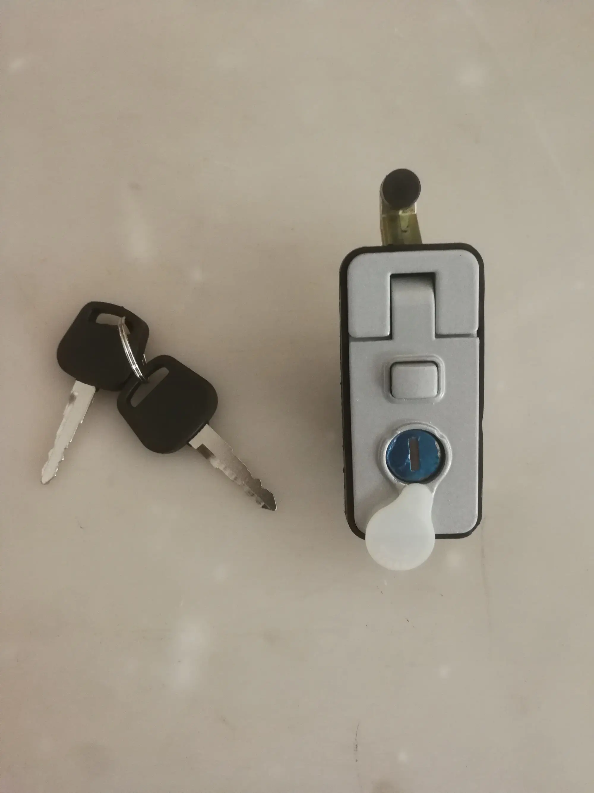 Adiputro Bus Luggage Compartment Side Door Lock Handle Aluminum Alloy ...