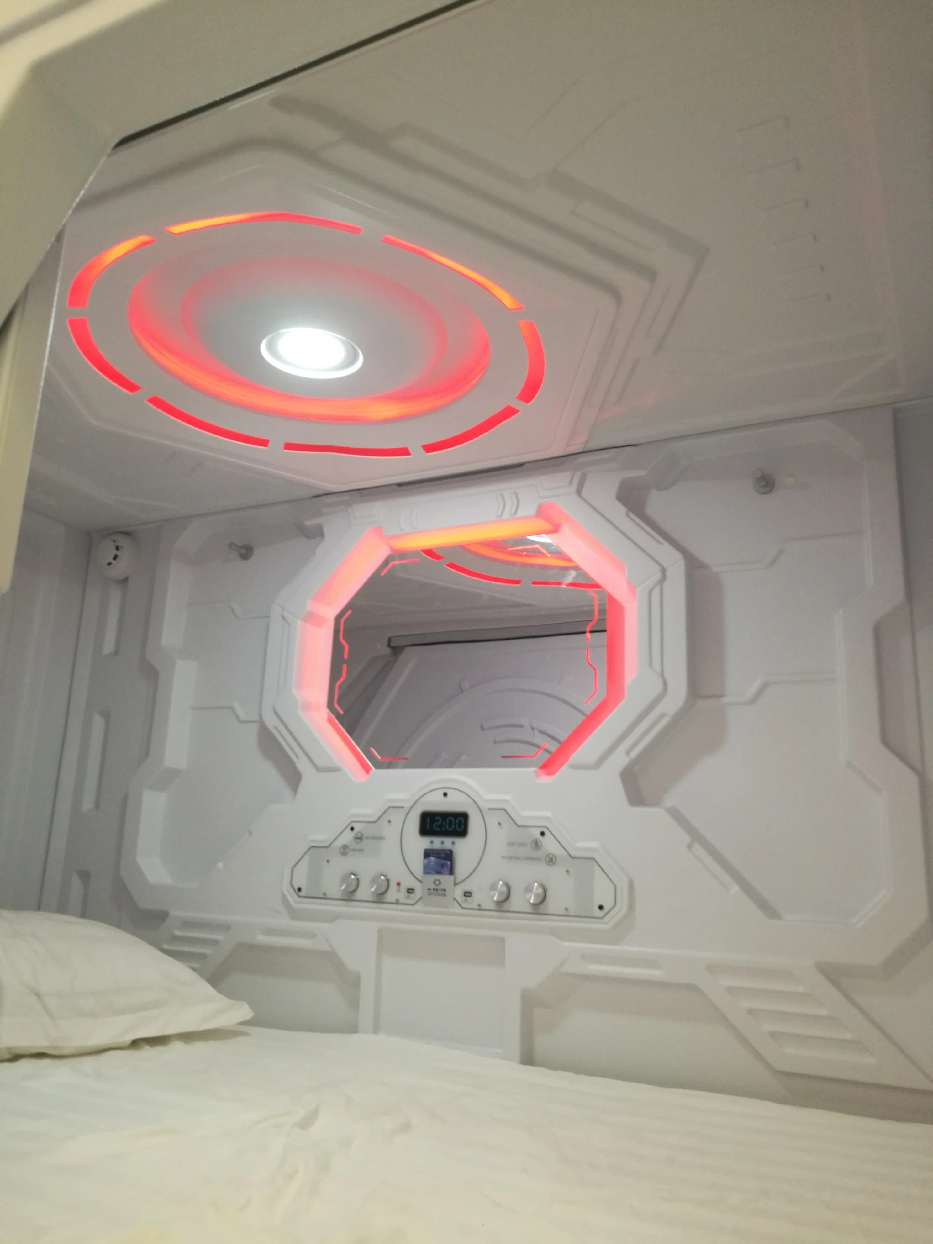 2017 New Design For Galaxy Space Station Like Capsule Bed Nap Pod With ...