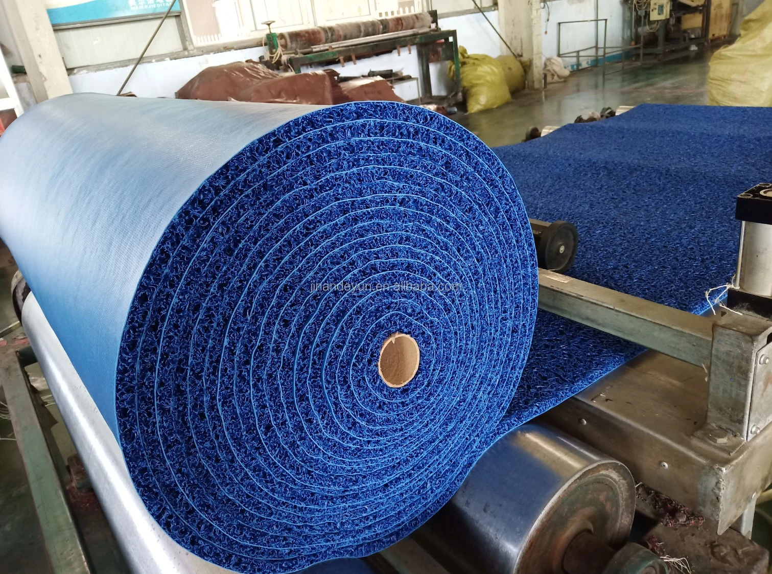 Durable Waterproof Outdoor Carpet - PVC Spaghetti Mat Roll