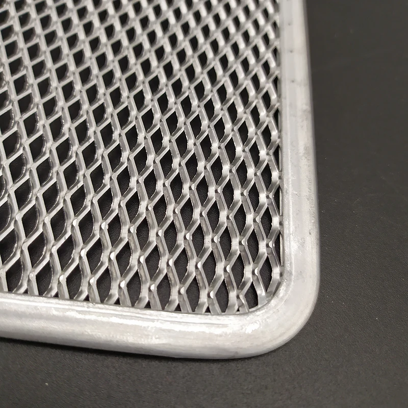 Aluminum Pizza Screens - Durable and Sustainable Baking