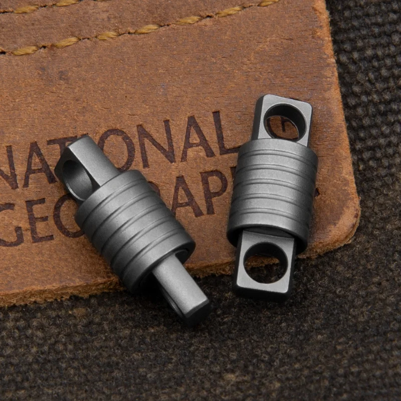 360 Rotating Heavy Duty Keychain Detachable Edc Key Holder Titanium ...